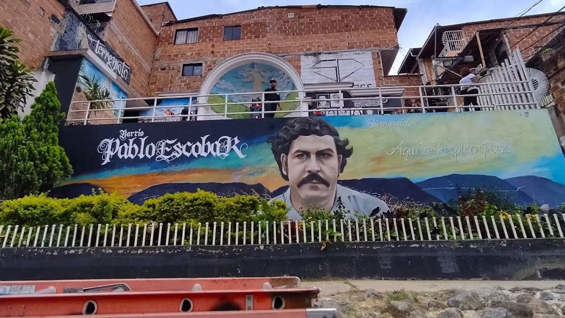 L’ombre de Pablo Escobar plane encore sur le tourisme colombien - RTBF ...