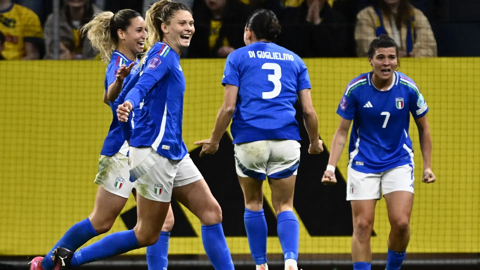 Euro 2025 : les Red Flames s’inclinent face à l’Italie et se ...