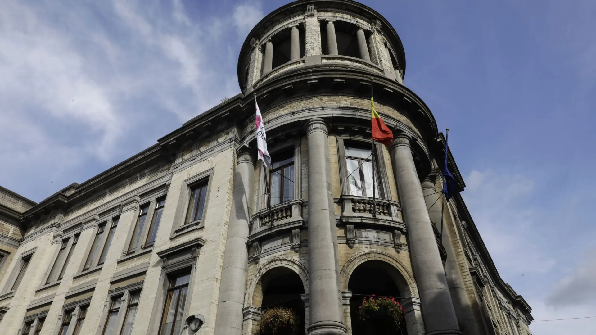 A Molenbeek, Ecolo ne s'alliera pas au PS et au PTB - RTBF Actus