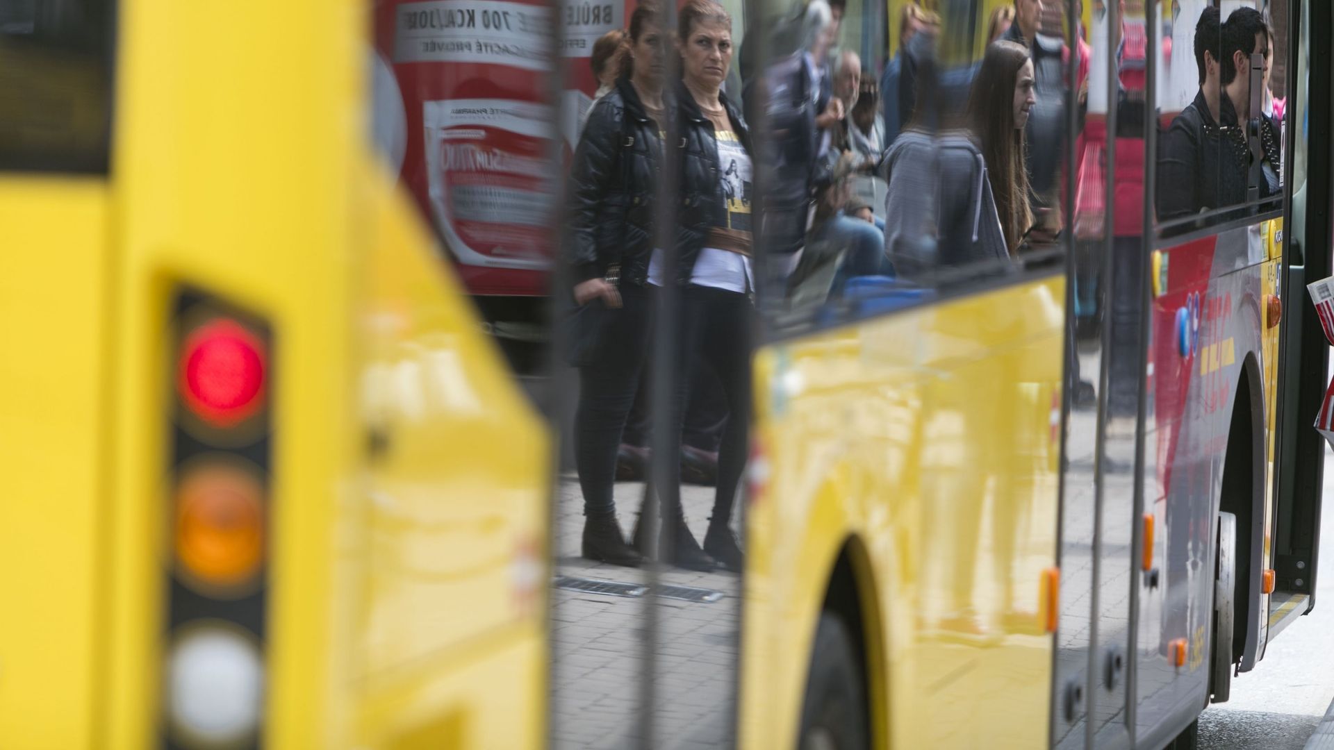 Namur : les bandes spécifiques pour les bus vont disparaître sur la N4 ...