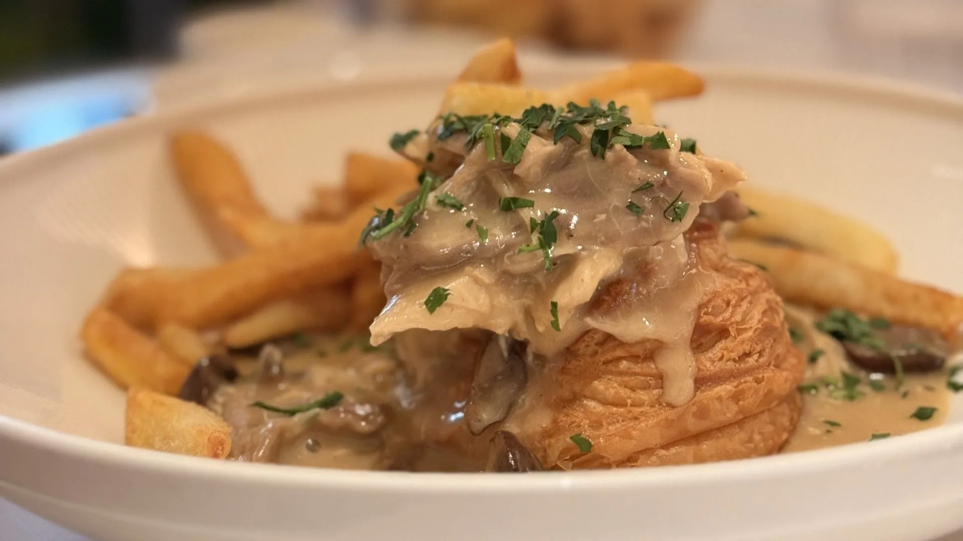 Où manger les meilleurs vol-au-vent de Bruxelles ? - RTBF Actus