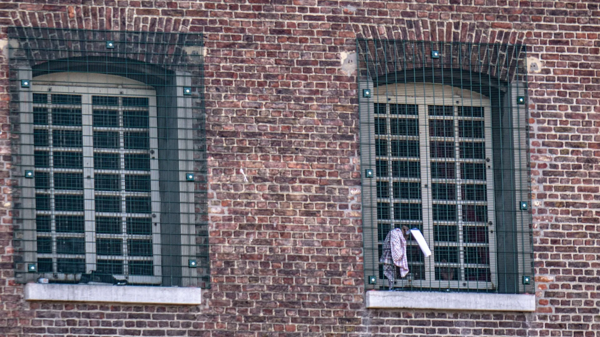 Surpopulation carcérale : plus de 500 détenus dorment sur un matelas à ...