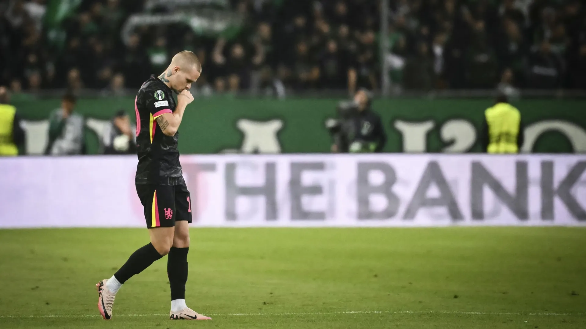 Bientôt 40 ans, toujours pas rassasié : James Milner en route pour ...