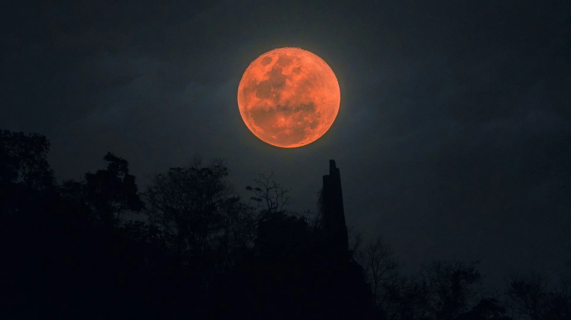 Eclipse solaire partielle le 29 mars à admirer dans le ciel belge ...