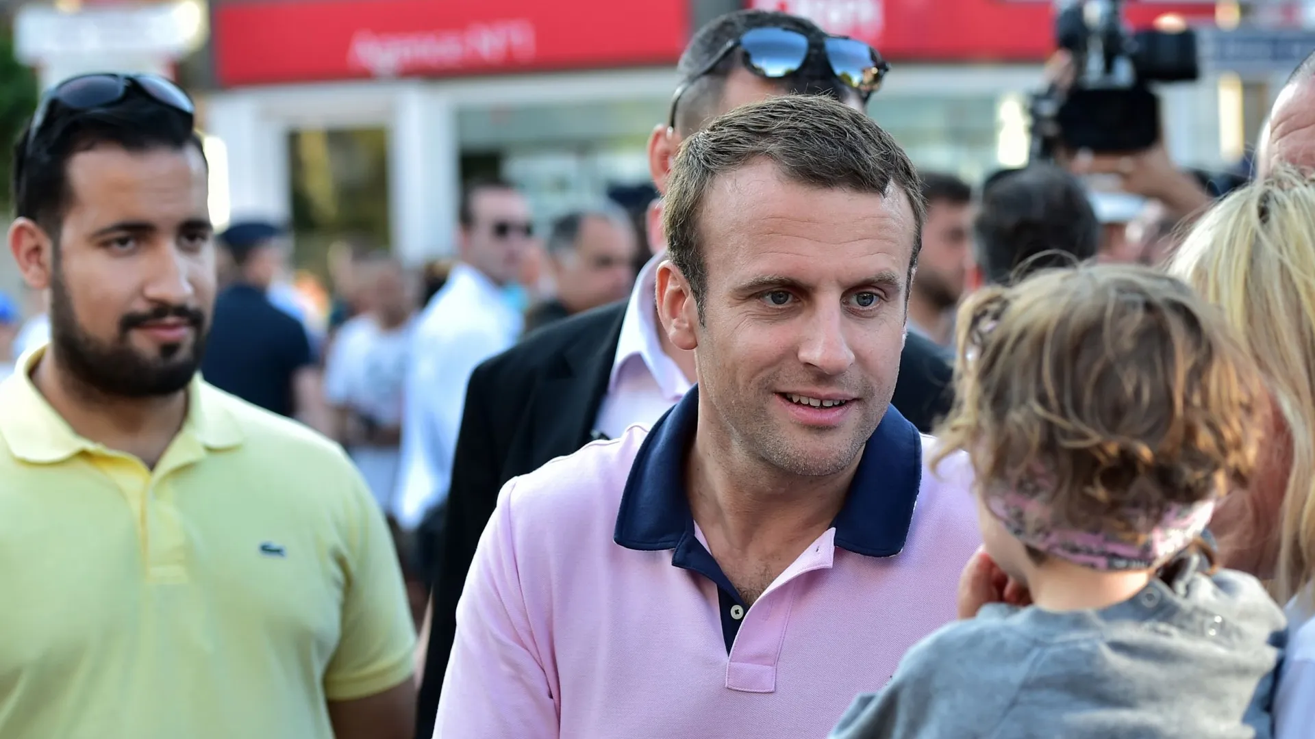 Qui est Alexandre Benalla, l'homme au cœur de l'affaire qui agite le ...