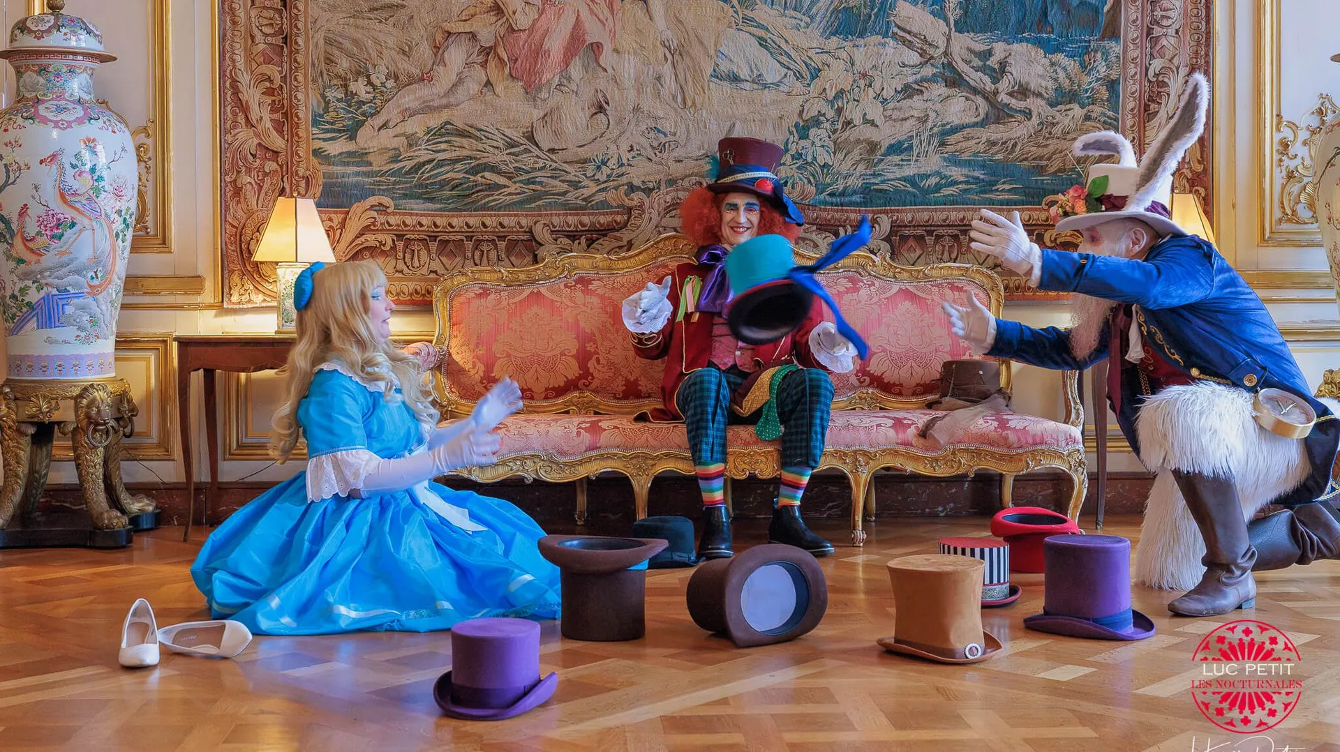 Alice au pays des merveilles enchante le château de Beloeil - RTBF Actus