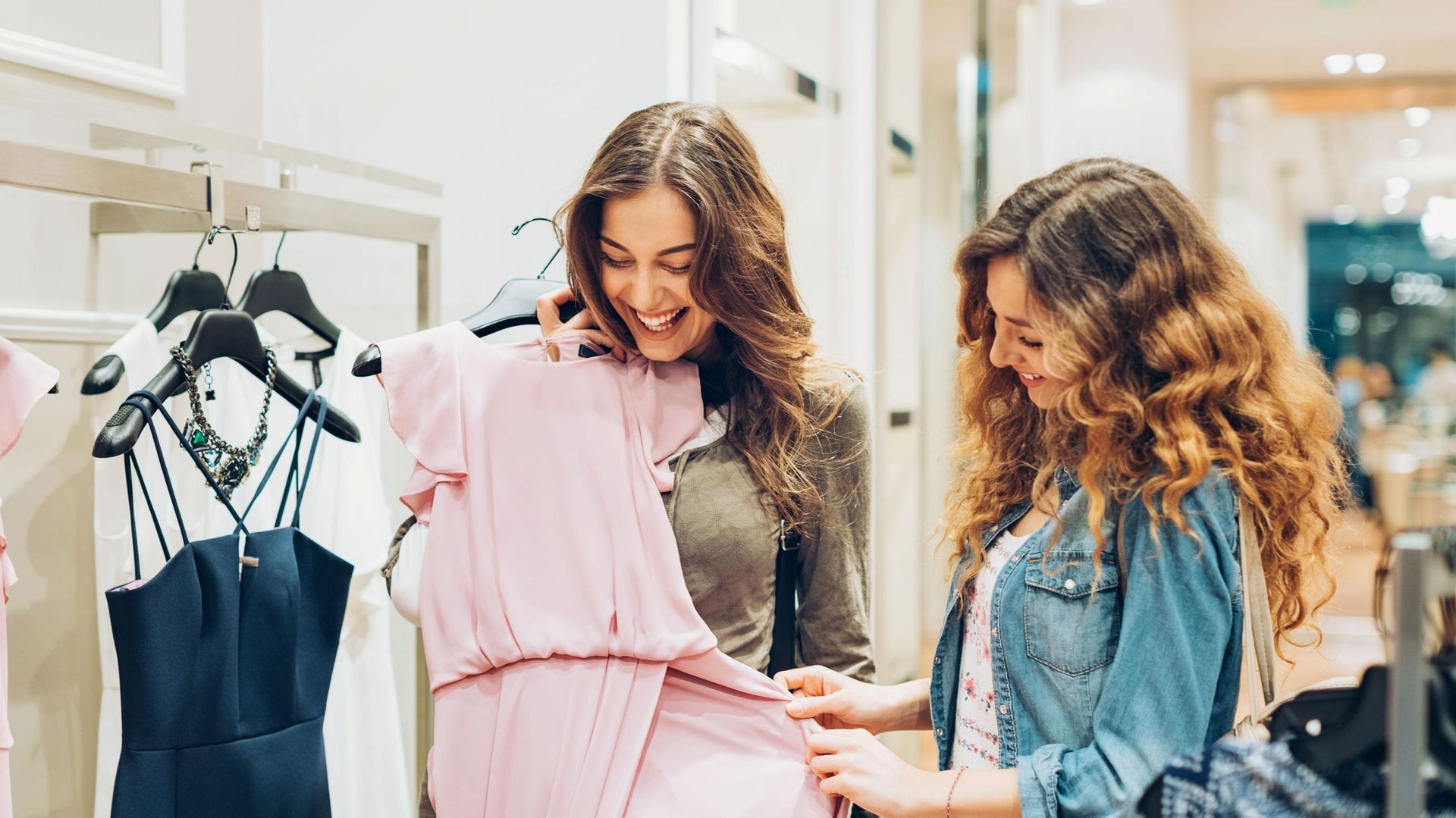 Le wardrobing : retourner des vêtements après les avoir portés avec l ...
