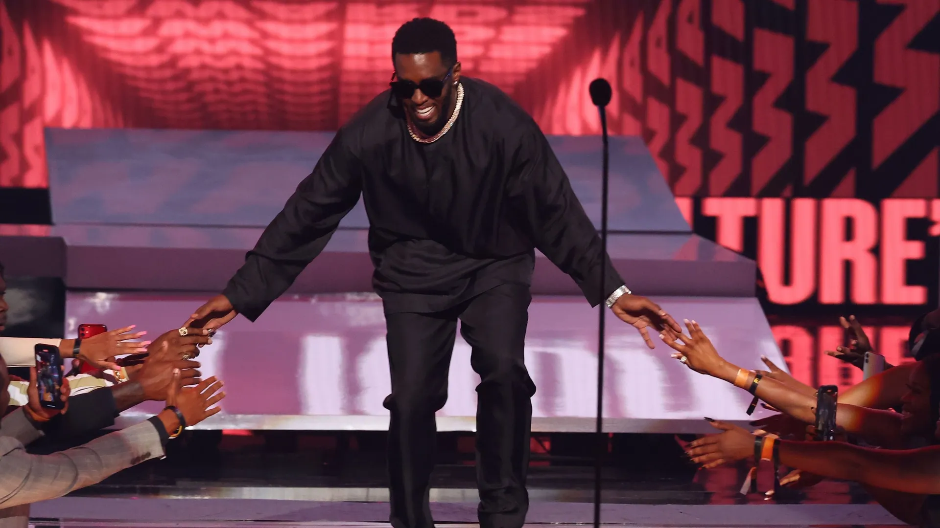 'Tout le monde savait', le succès de P.Diddy imposait le silence - RTBF ...