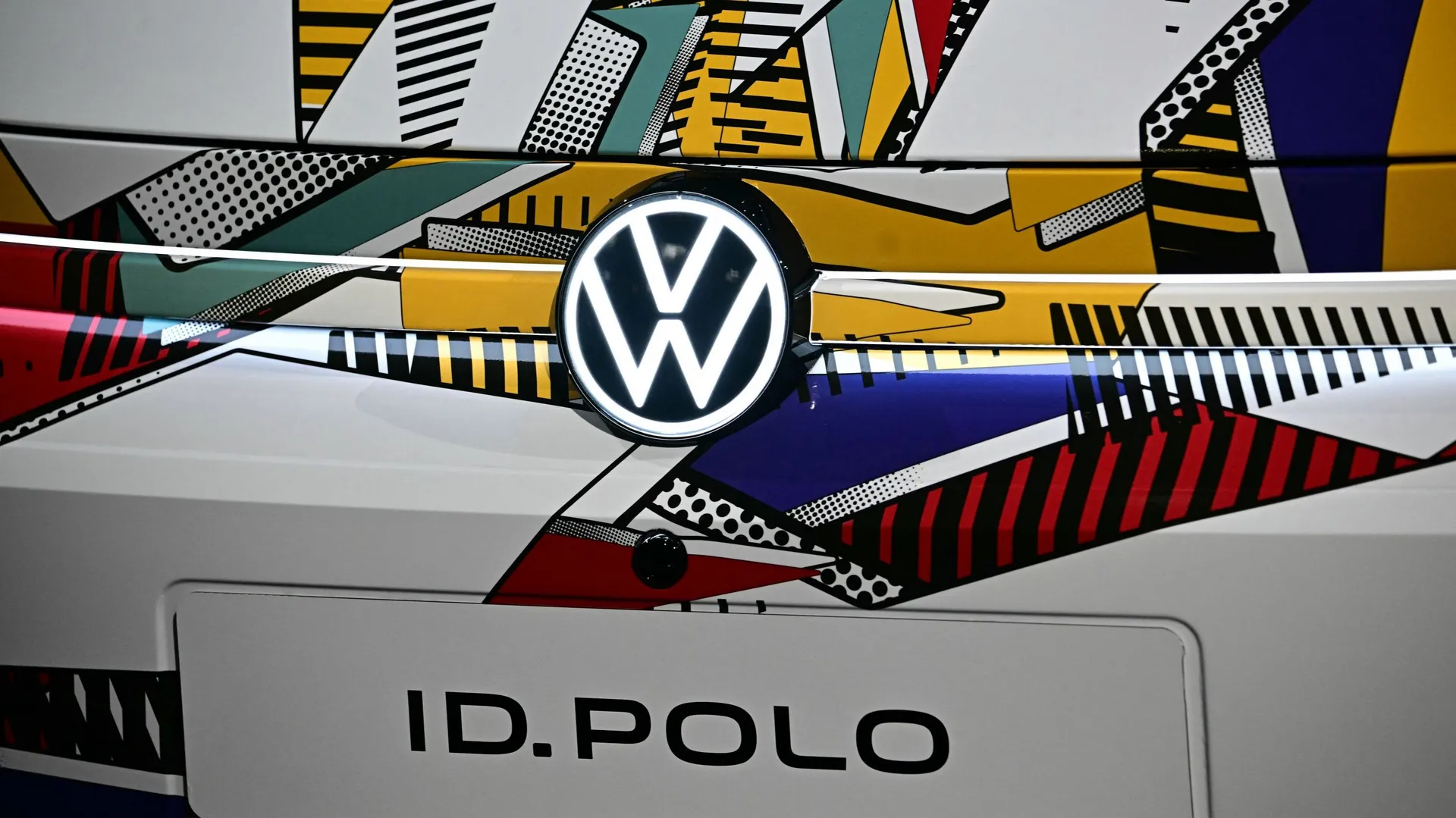 Voitures électriques : des prix enfin abordables pour des budgets ...