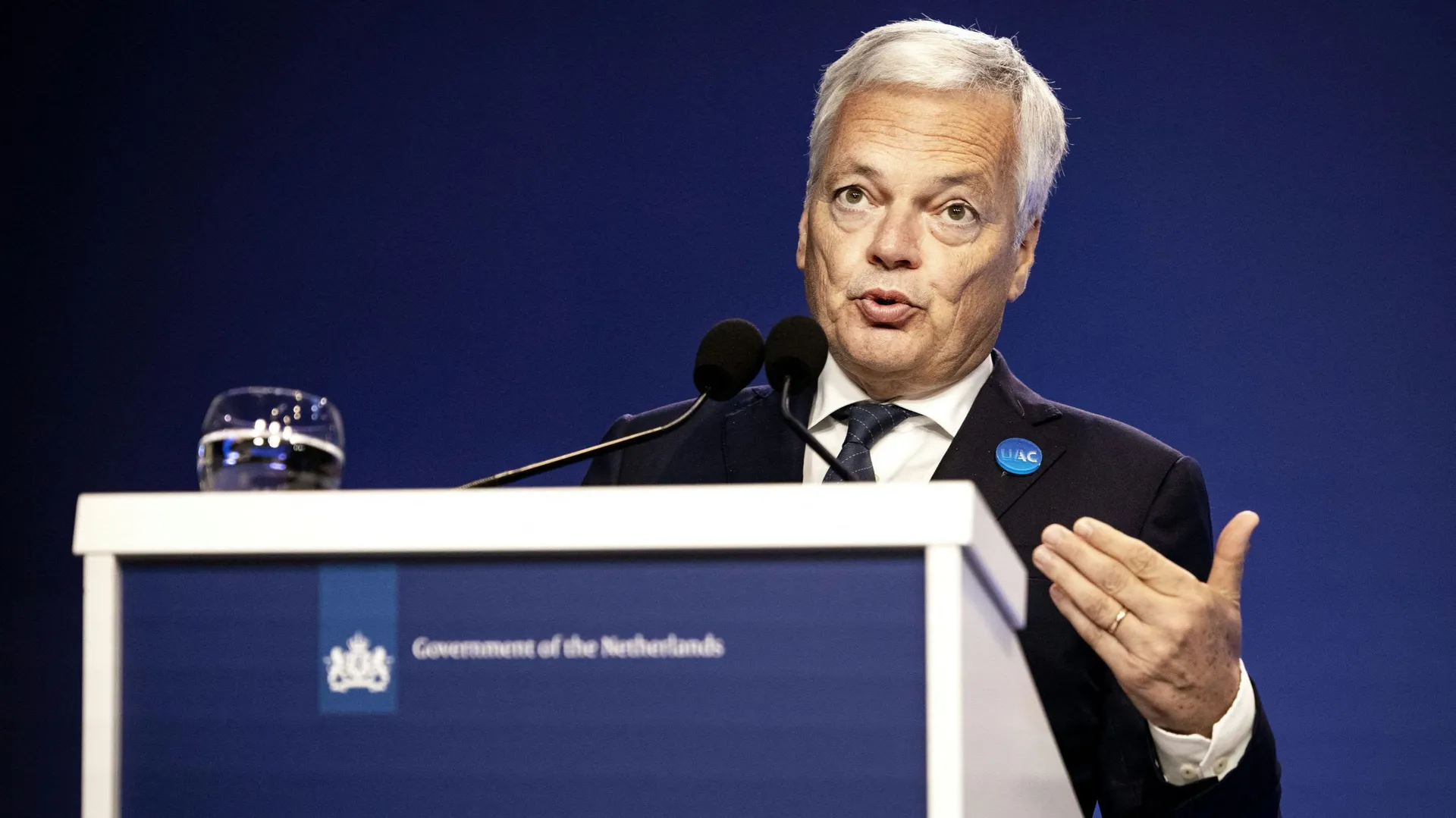 Affaire Reynders : le PS demande une commission d’enquête - RTBF Actus