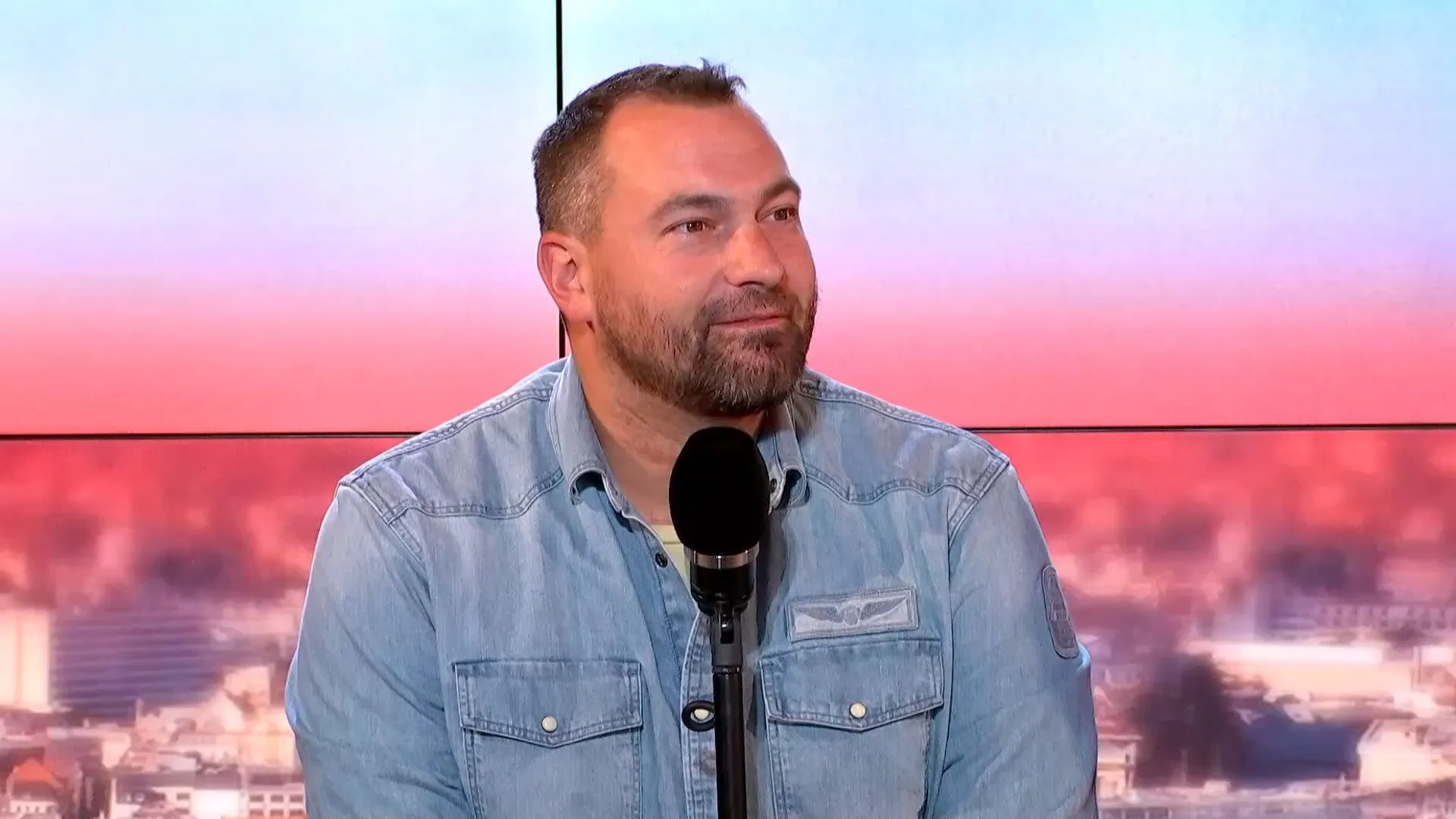 Messmer revient sur scène pour vous emmener dans votre subconscient ...