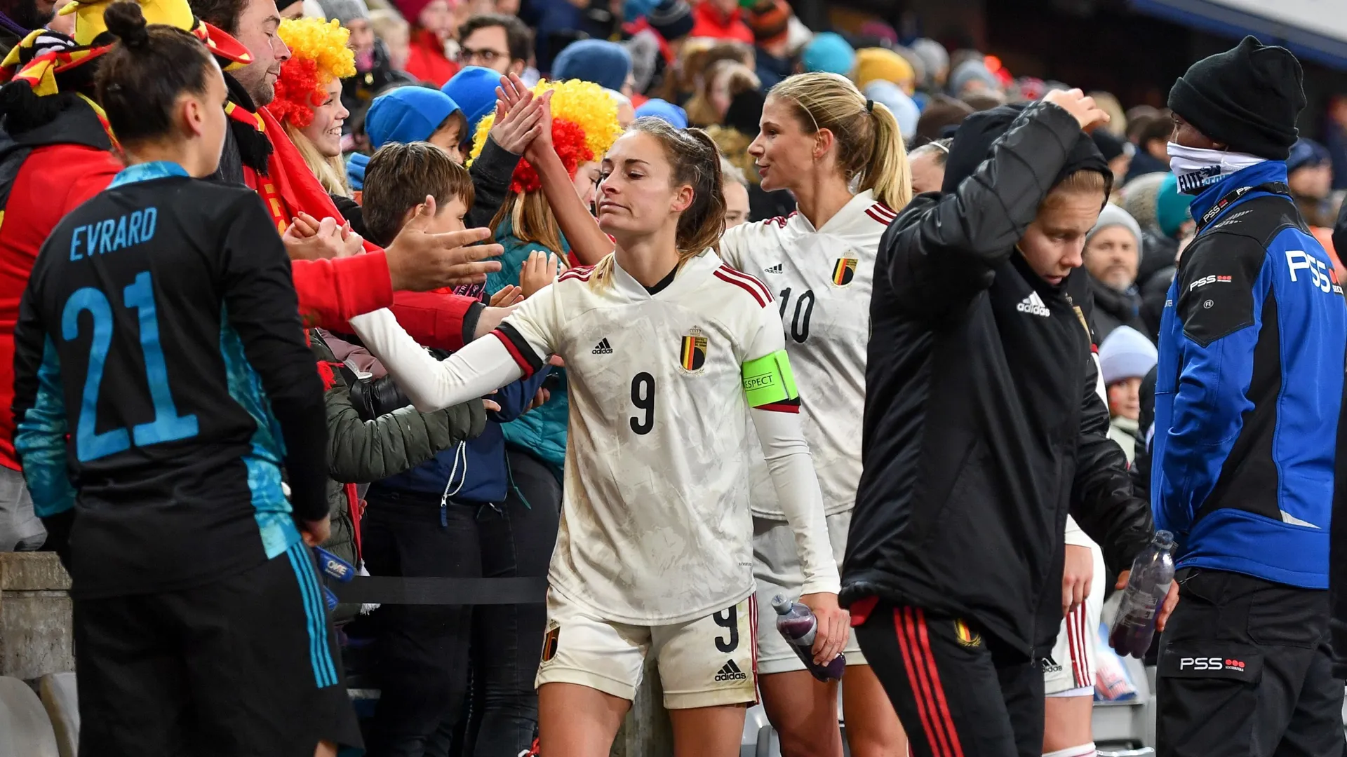 Les Red Flames écrasent le Kosovo (7-0), Tessa Wullaert voit triple ...