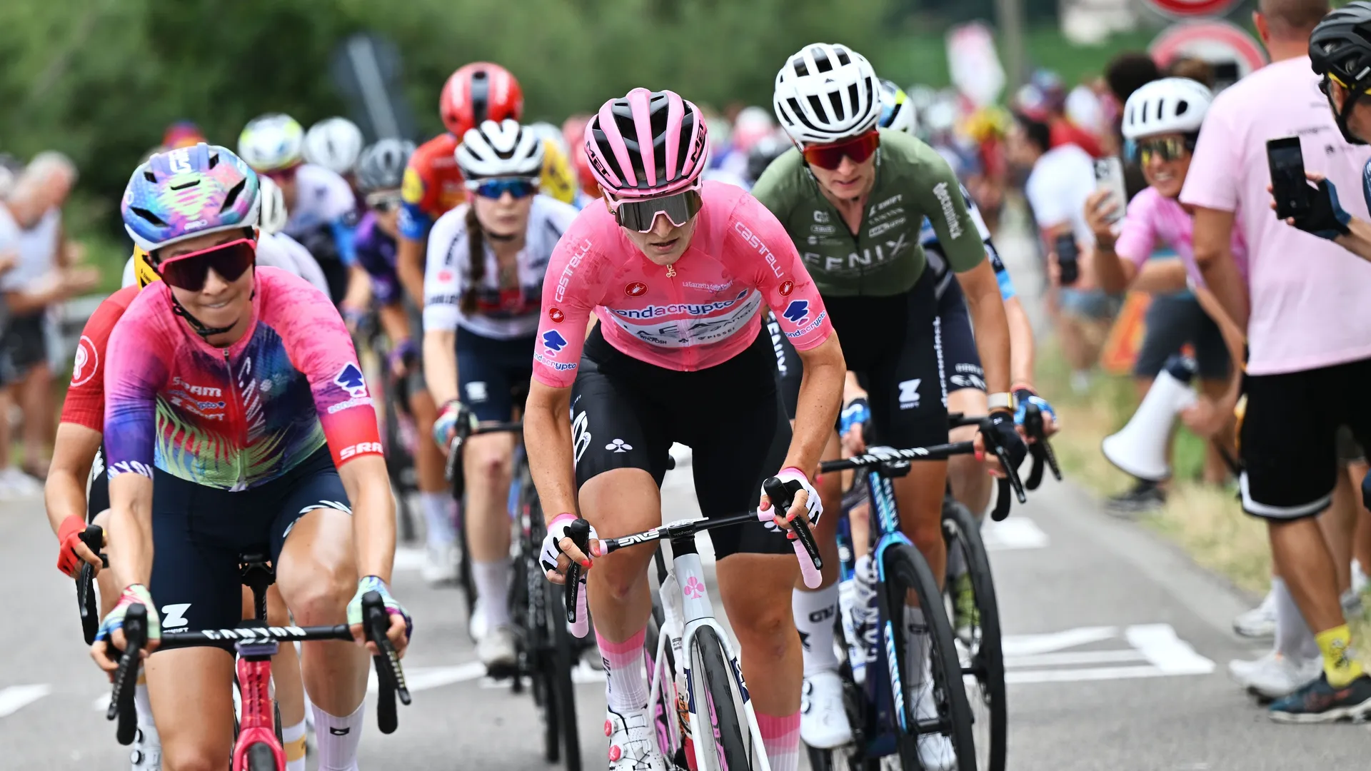 Parcours du Giro 2026 : un départ en Bulgarie, le Blockhaus en ...