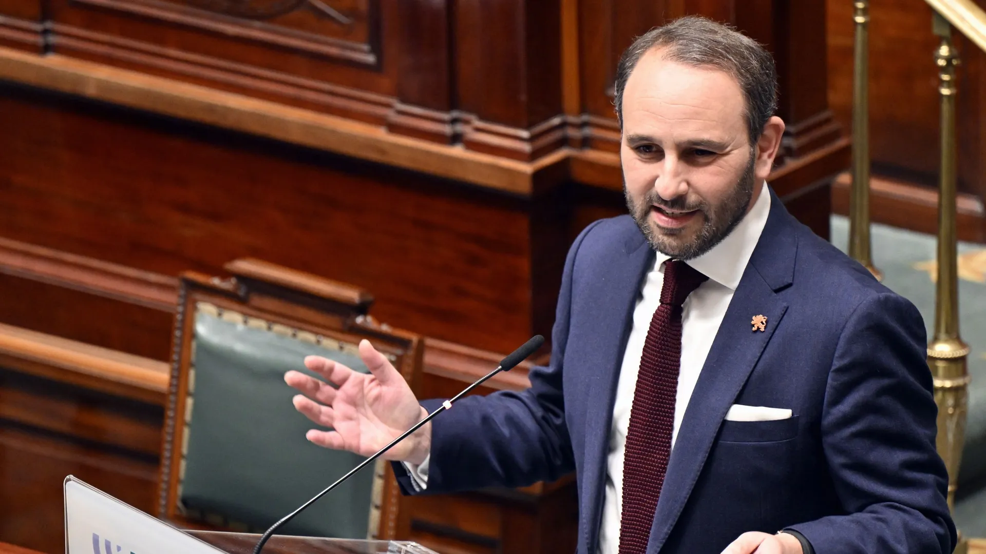 Qui est Michael Freilich, le député N-VA par qui la polémique avec l ...
