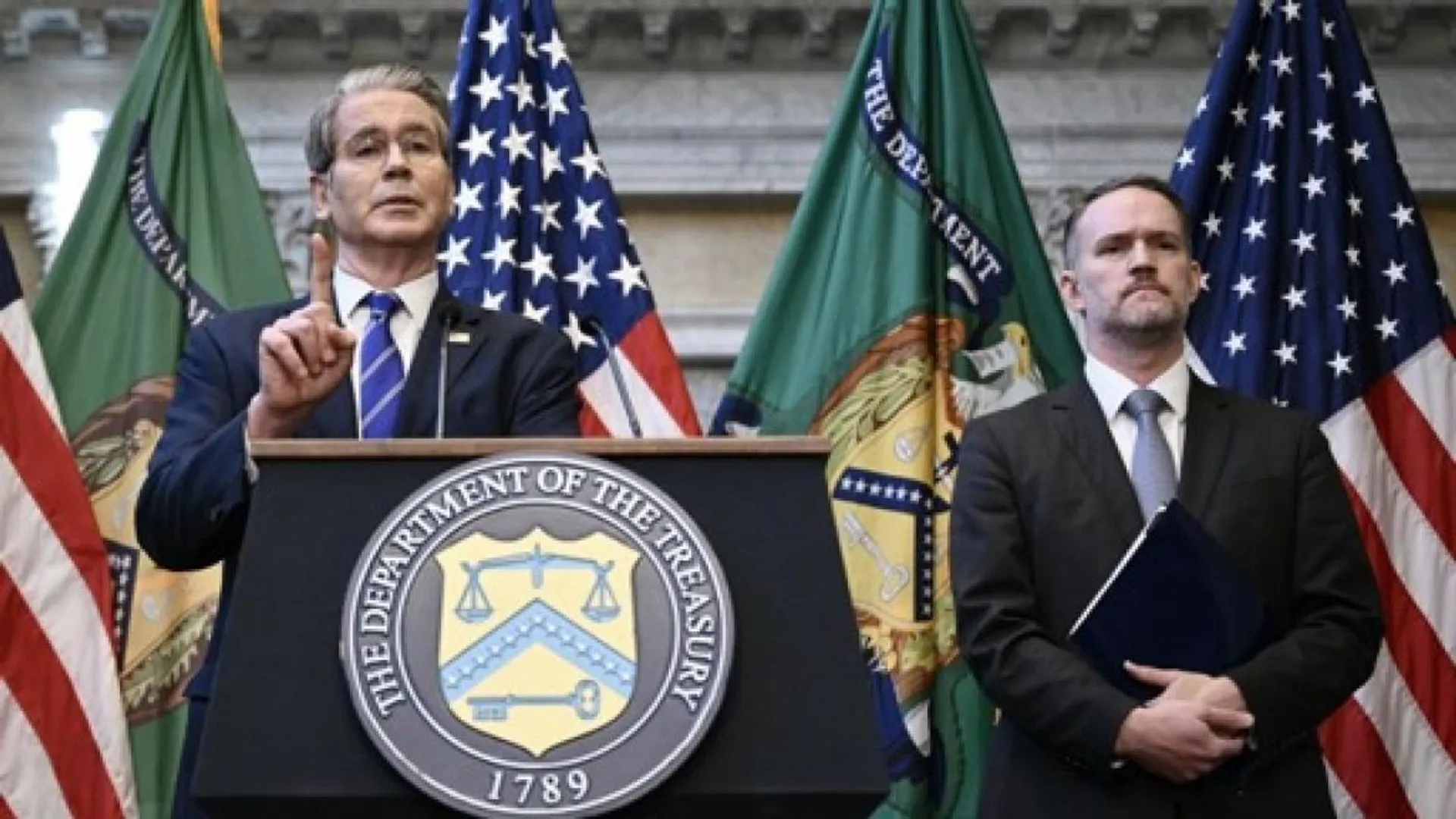 Donald Trump promet une aide de 20 milliards de dollars à l’Argentine ...