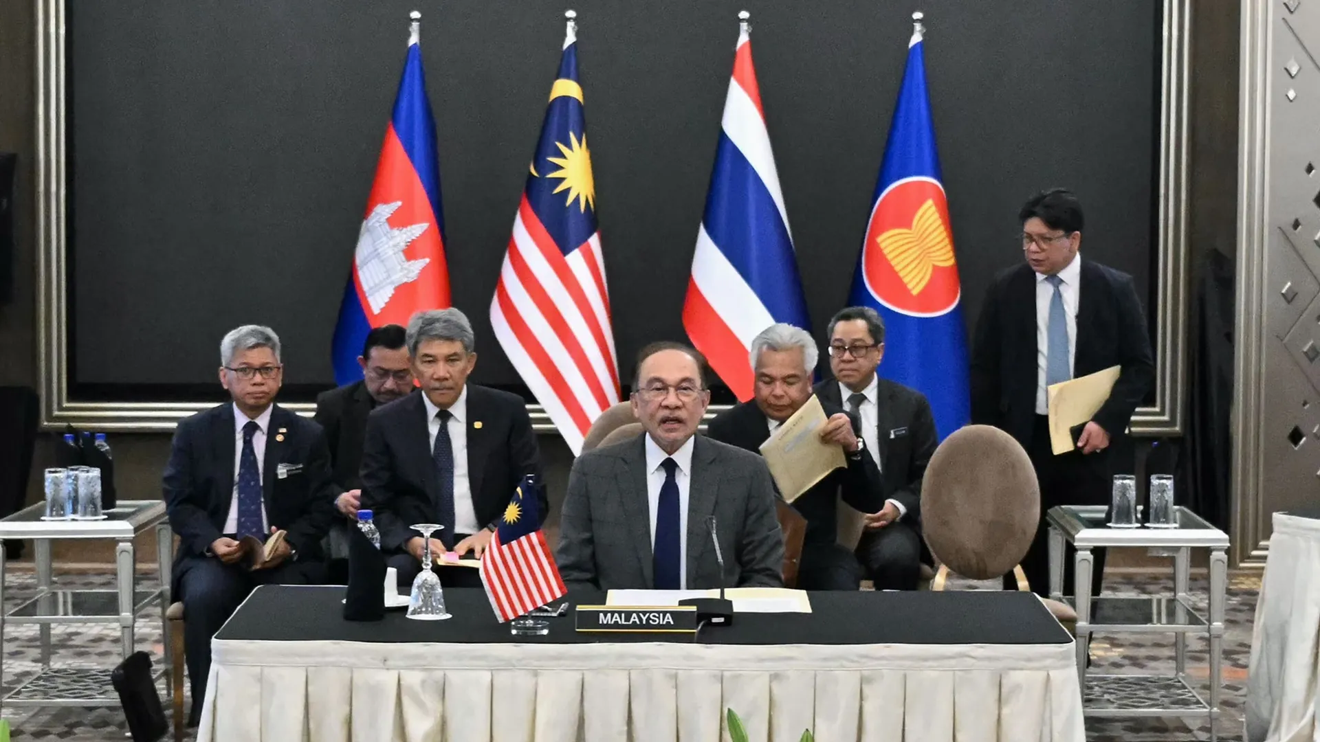 Embrasement entre la Thaïlande et le Cambodge : quelle est l’origine du conflit ? - RTBF Actus