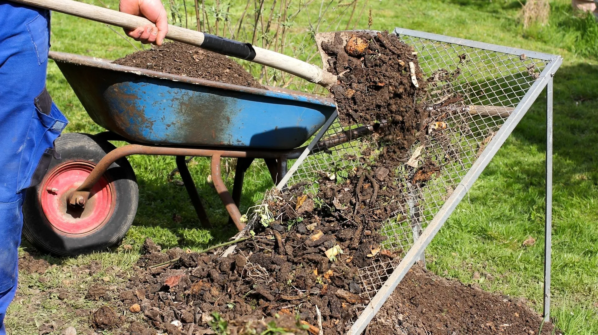 Réussir le compostage des déchets verts au jardin, c’est facile ...
