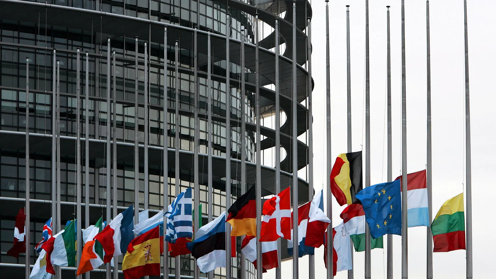 Quand et pourquoi le cordon sanitaire a-t-il été instauré ? - RTBF Actus