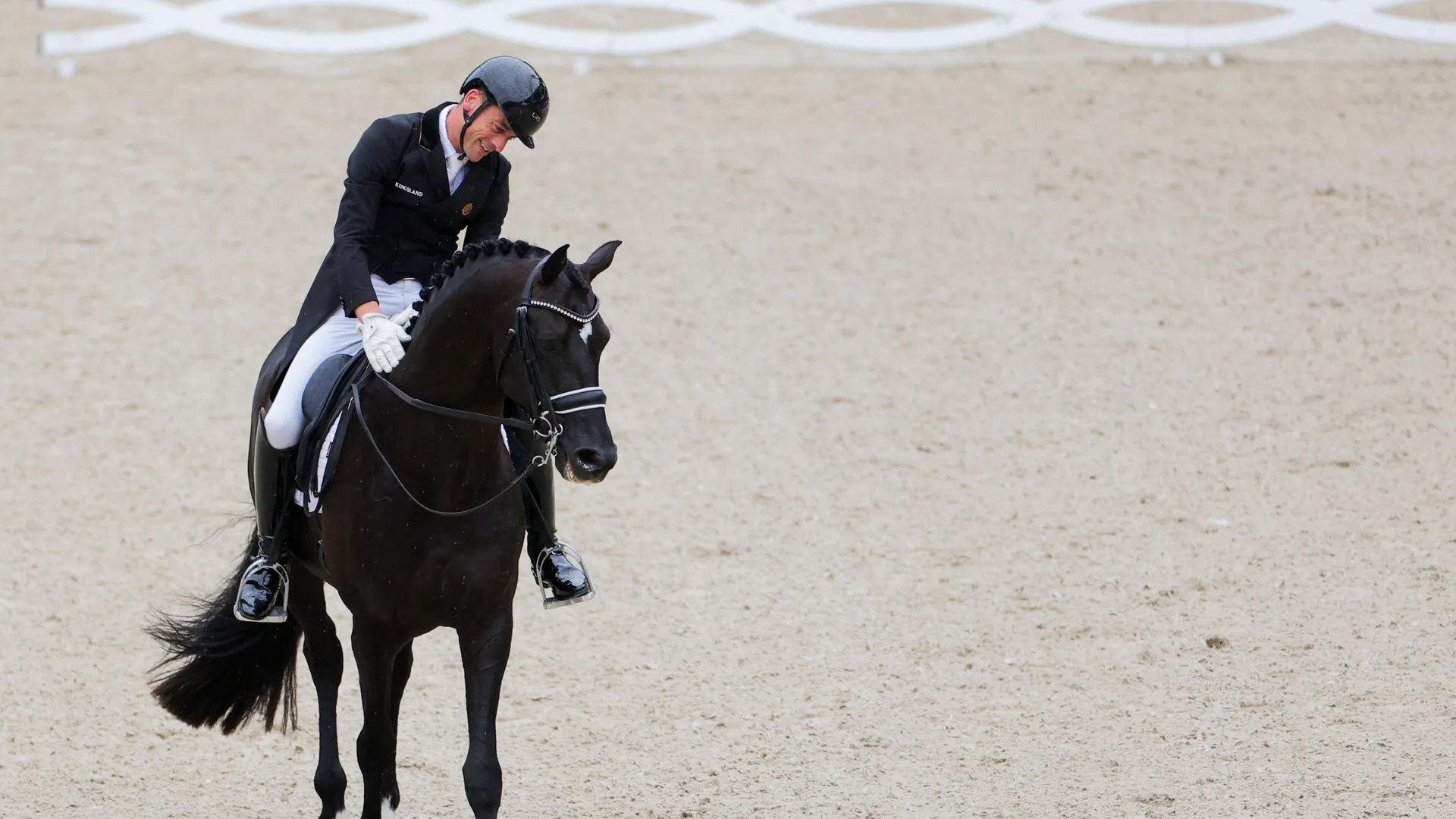 Justin Verboomen gagne le Grand Prix du Top douze de dressage à ...