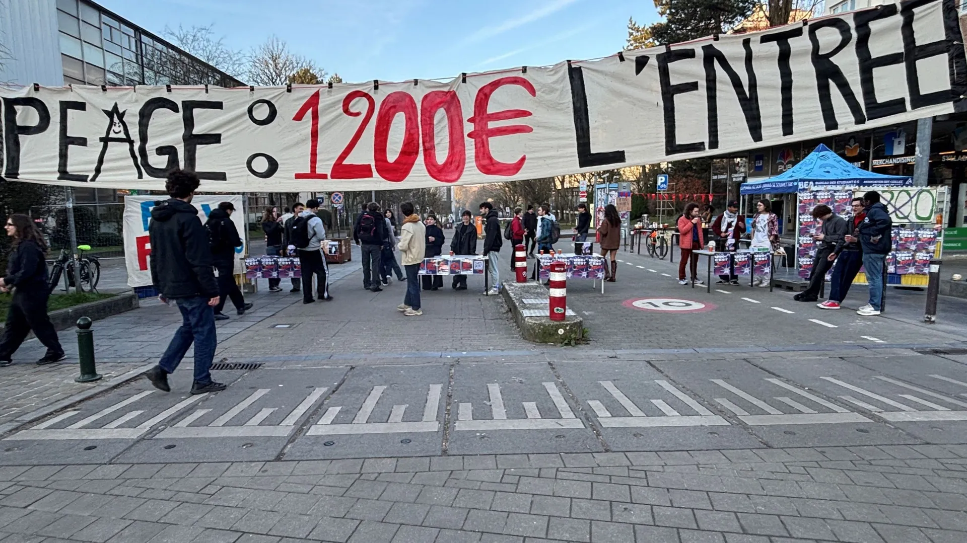 Réforme du minerval dans le supérieur : des étudiants de l’ULB se ...