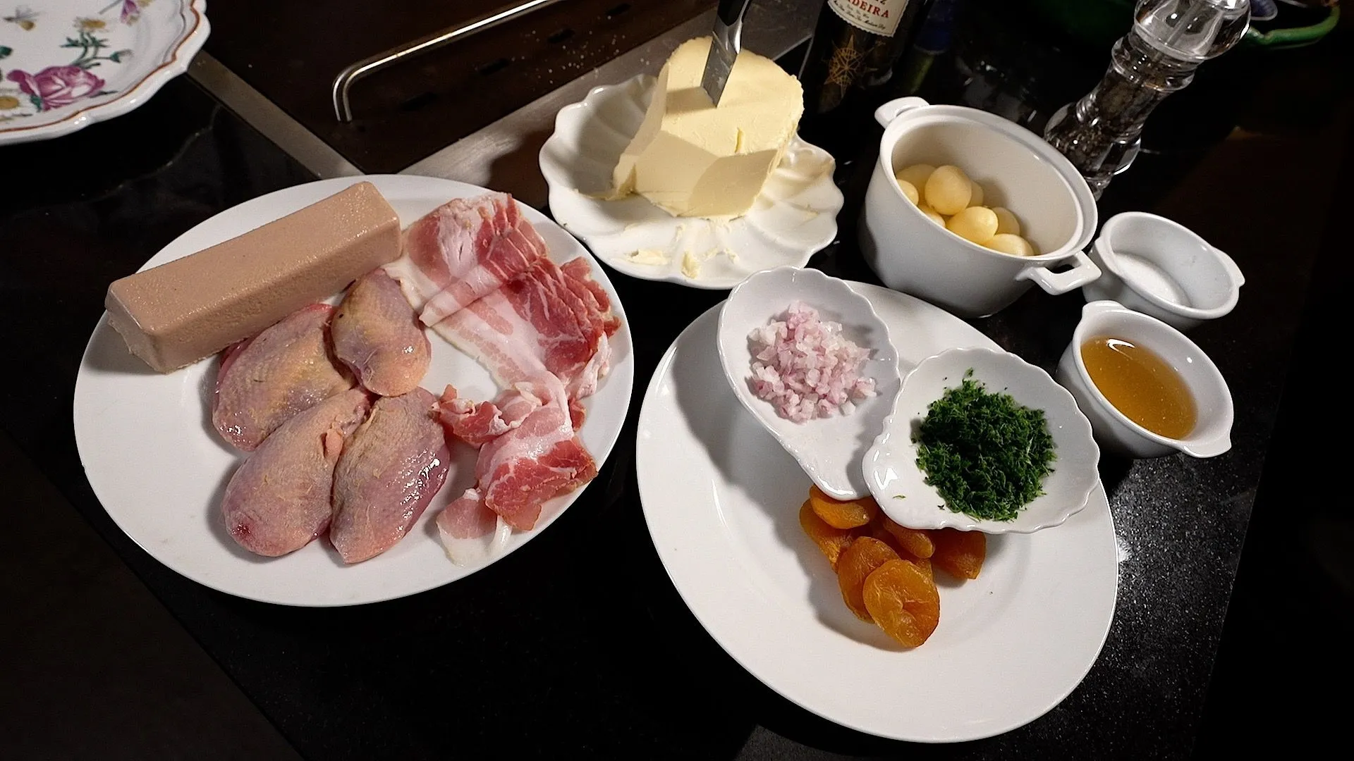 Recette de filets de caille aux abricots de Gerald Watelet - RTBF Actus