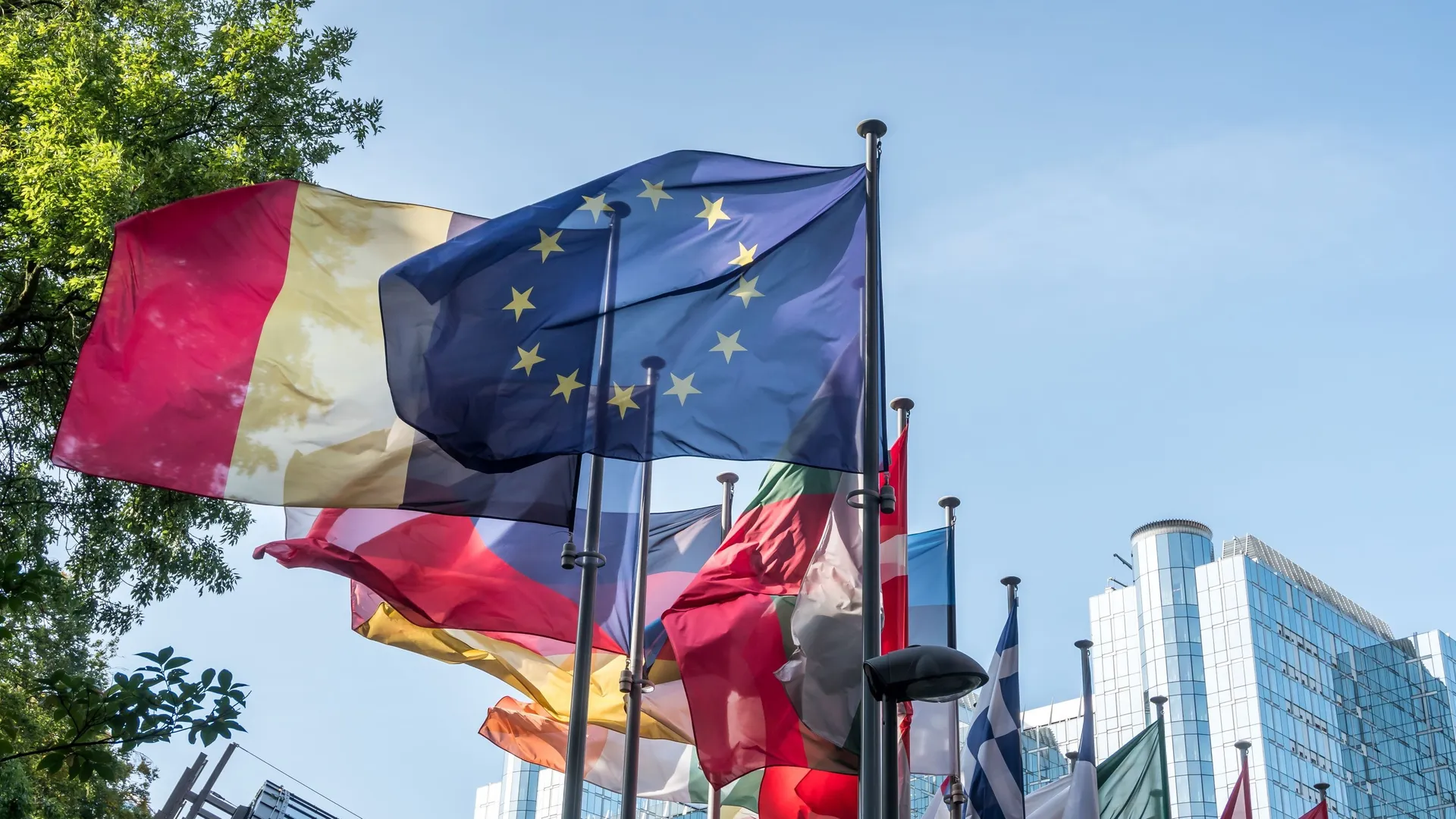 La minute insolite : McDonald’s dévoile un siège gamer chauffe-burger ...