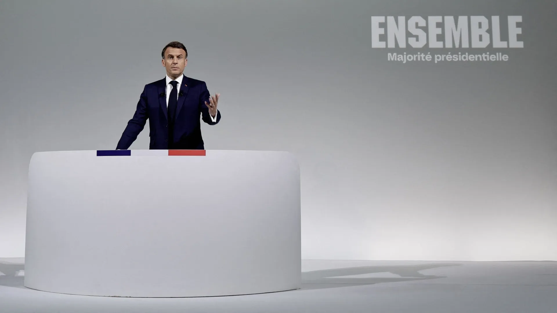 Élections législatives françaises : comment se positionnent les partis ...