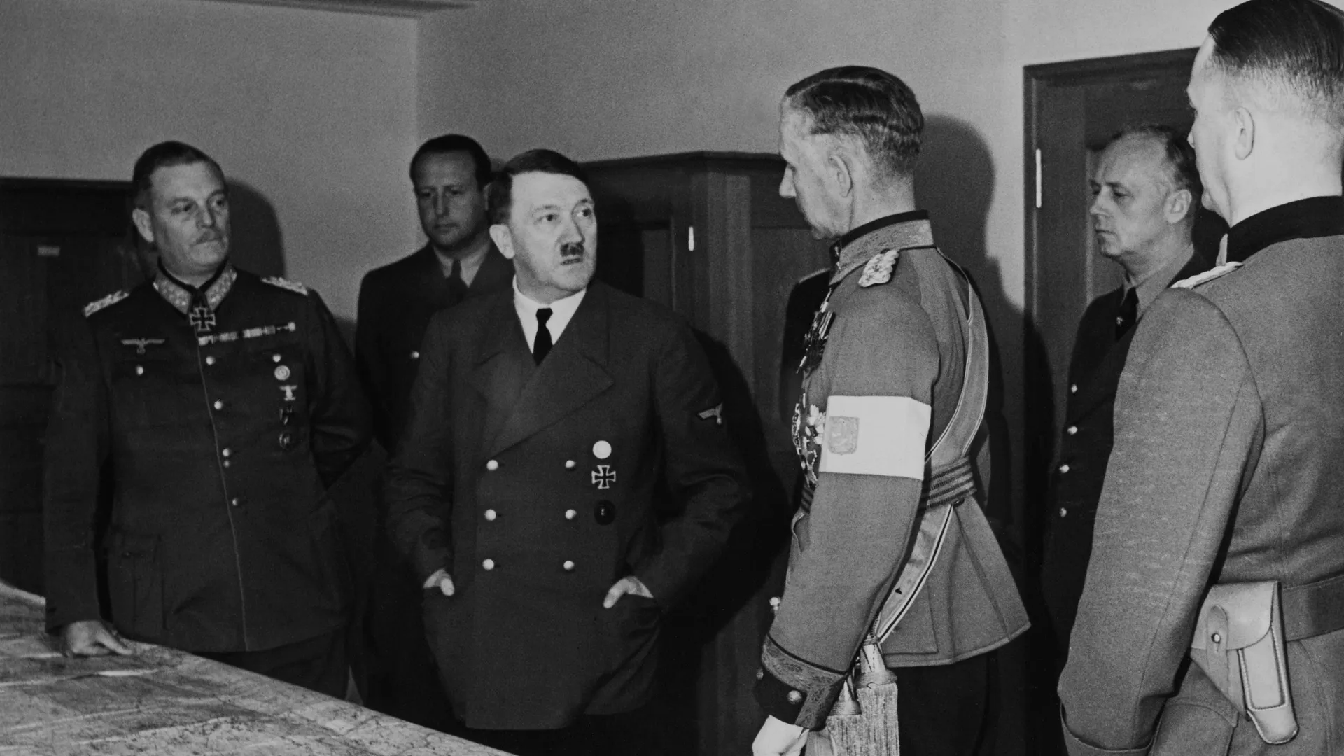 Coincée entre Hitler et Staline, la position ambiguë de la Finlande ...