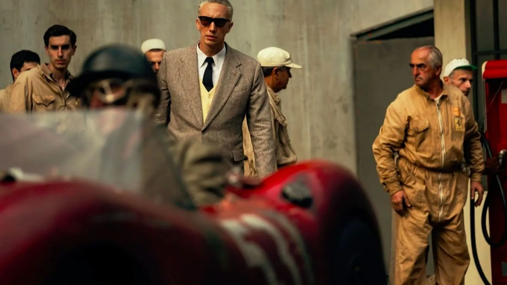 'Ferrari' : Michael Mann signe un biopic pas comme les autres sur un ...