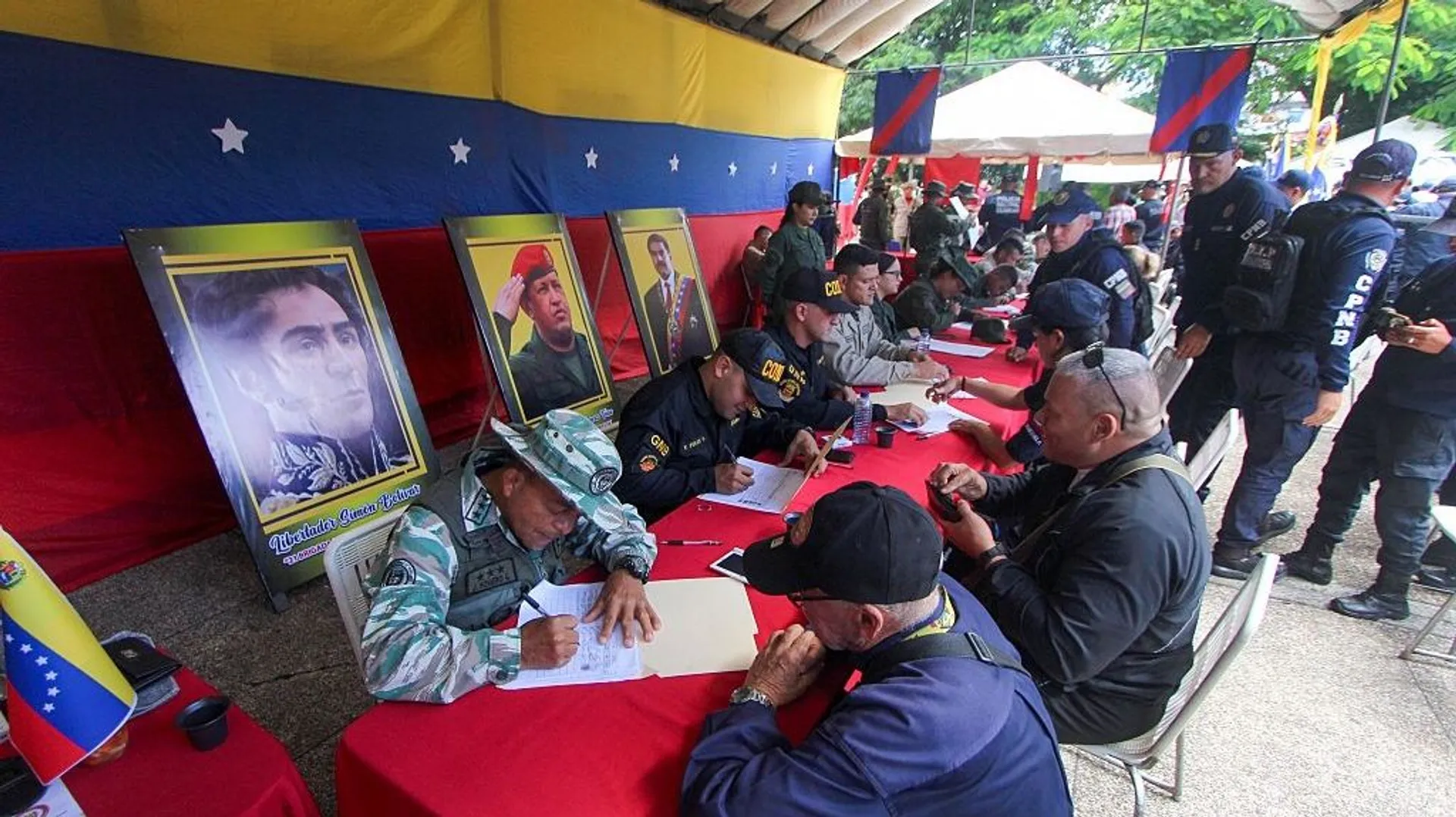 Tensions États-Unis - Venezuela : l'armée américaine frappe un nouveau ...