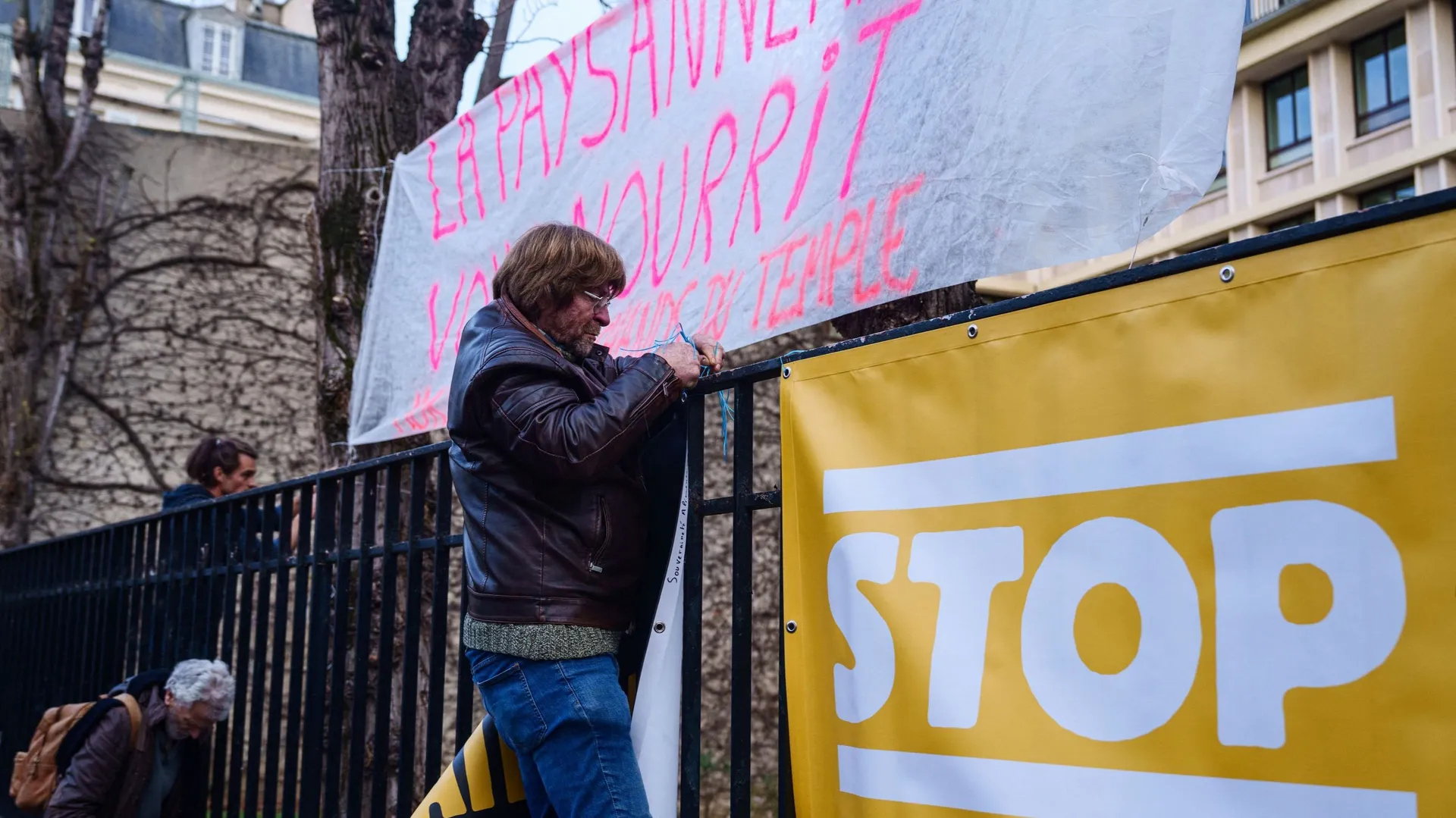 L’Europe inflige une amende 'symbolique' au réseau social X : le début ...