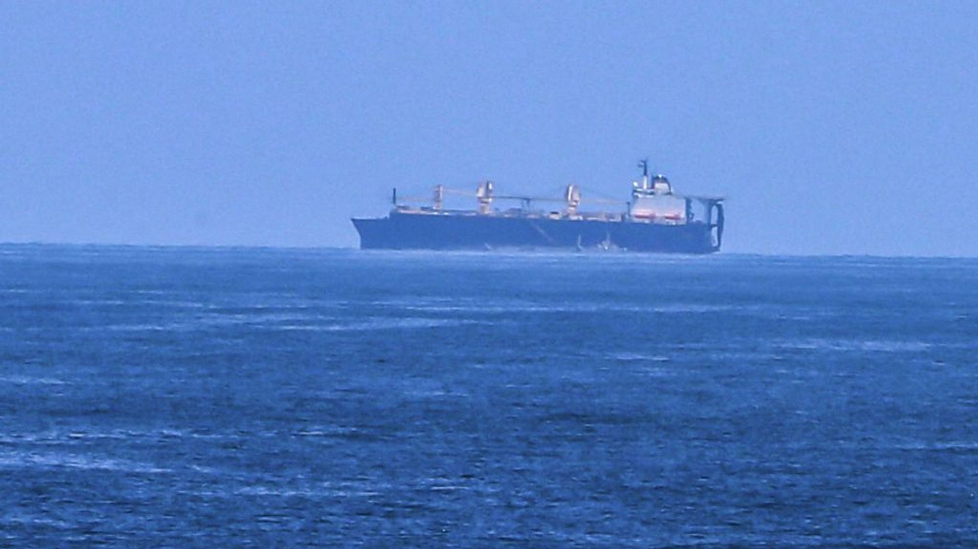 Guerre Israël-Gaza : un cargo transportant des biens humanitaires a ...