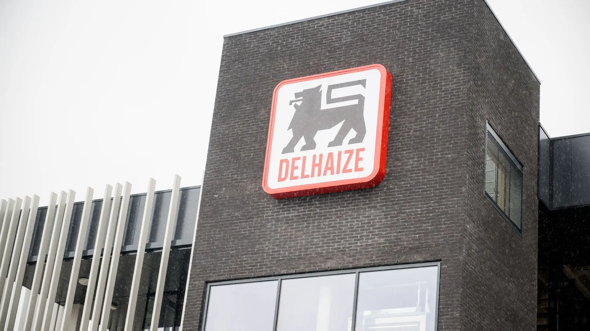 Fin de la grève et reprise du travail au dépôt des produits frais de ...