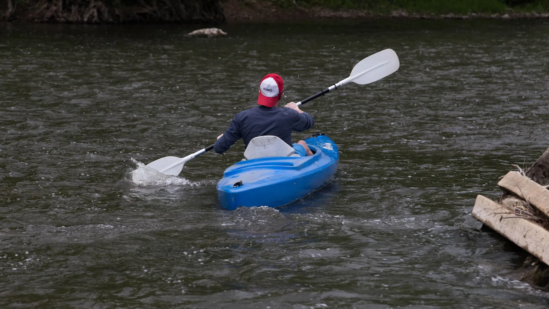 Pas de kayaks sur la Lesse ce jeudi : le débit de la rivière est trop ...