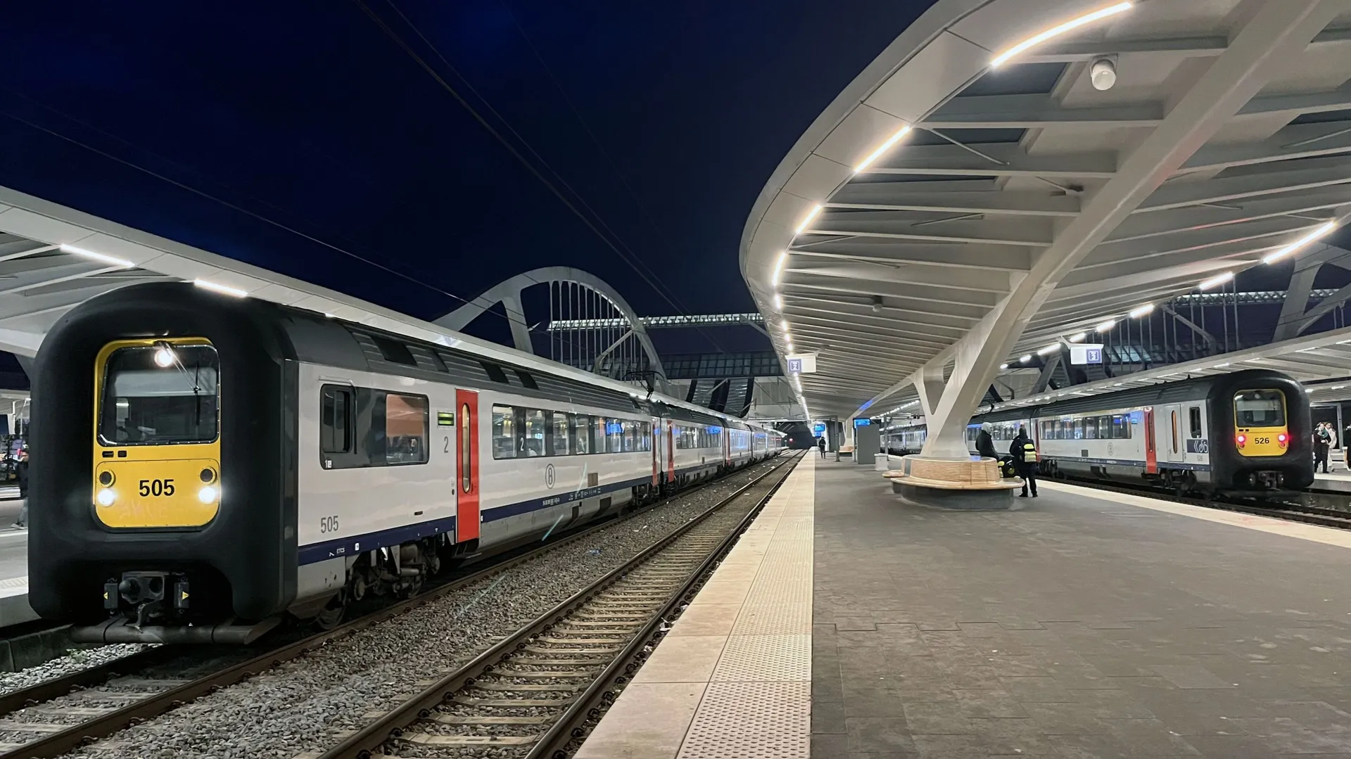 Gare de Mons : la nouvelle gare, flambant neuve, accueille (enfin) ses ...
