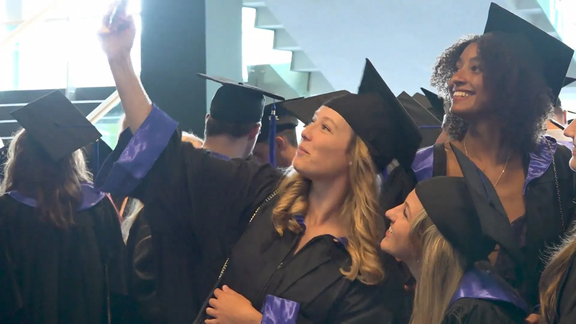 Près de 300 étudiants et étudiantes de l’ULiège diplômés en médecine ...