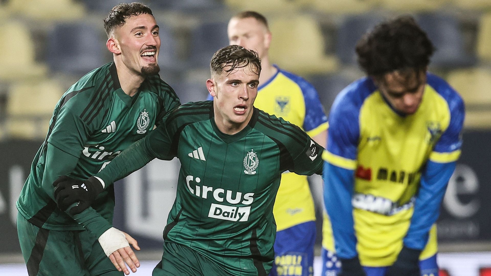 Le Standard cloue le bec aux Canaris de Mazzu et revient à un point du ...