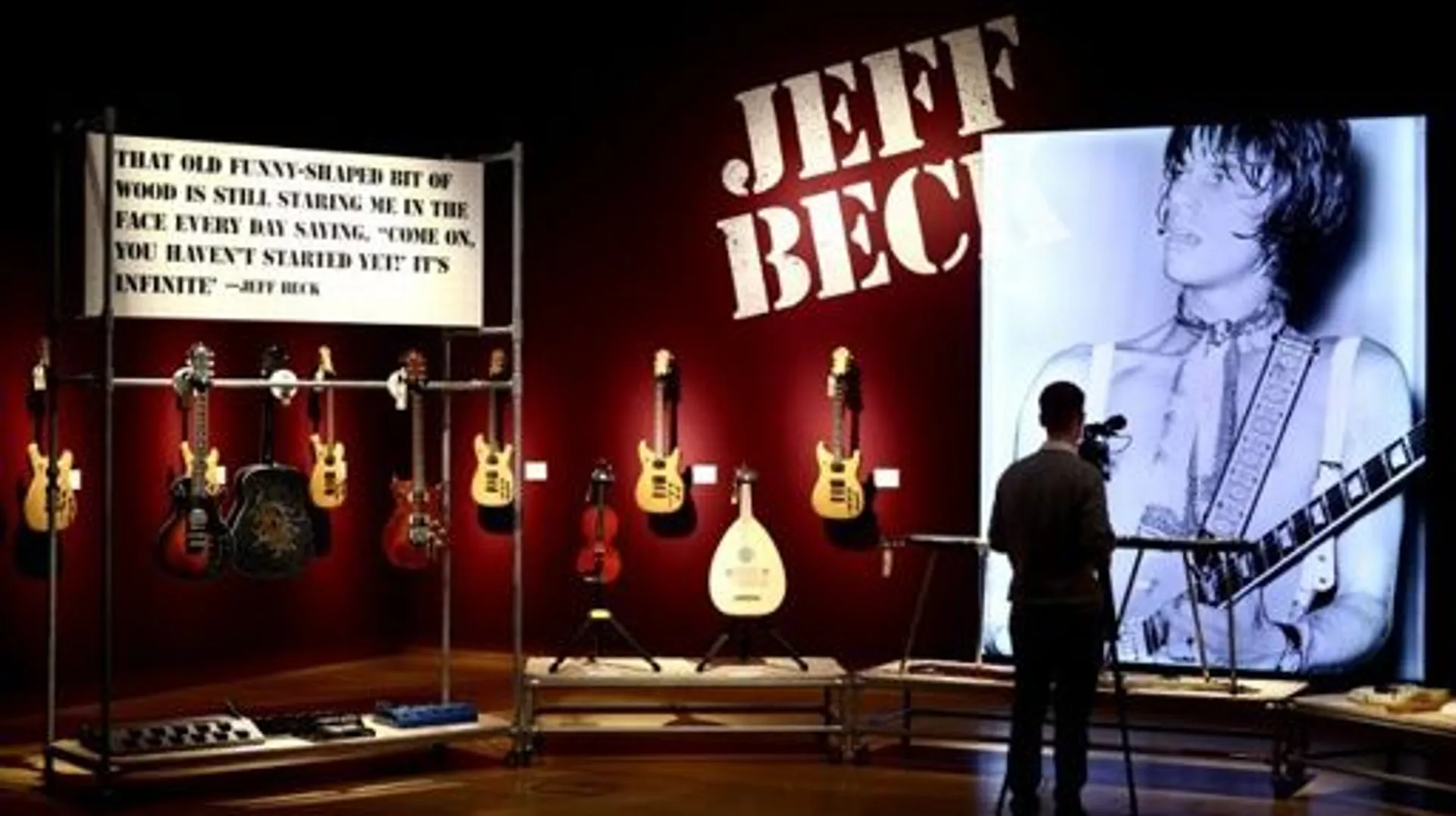 Un titre inédit de Paul McCartney et Jeff Beck partagé pour la toute ...