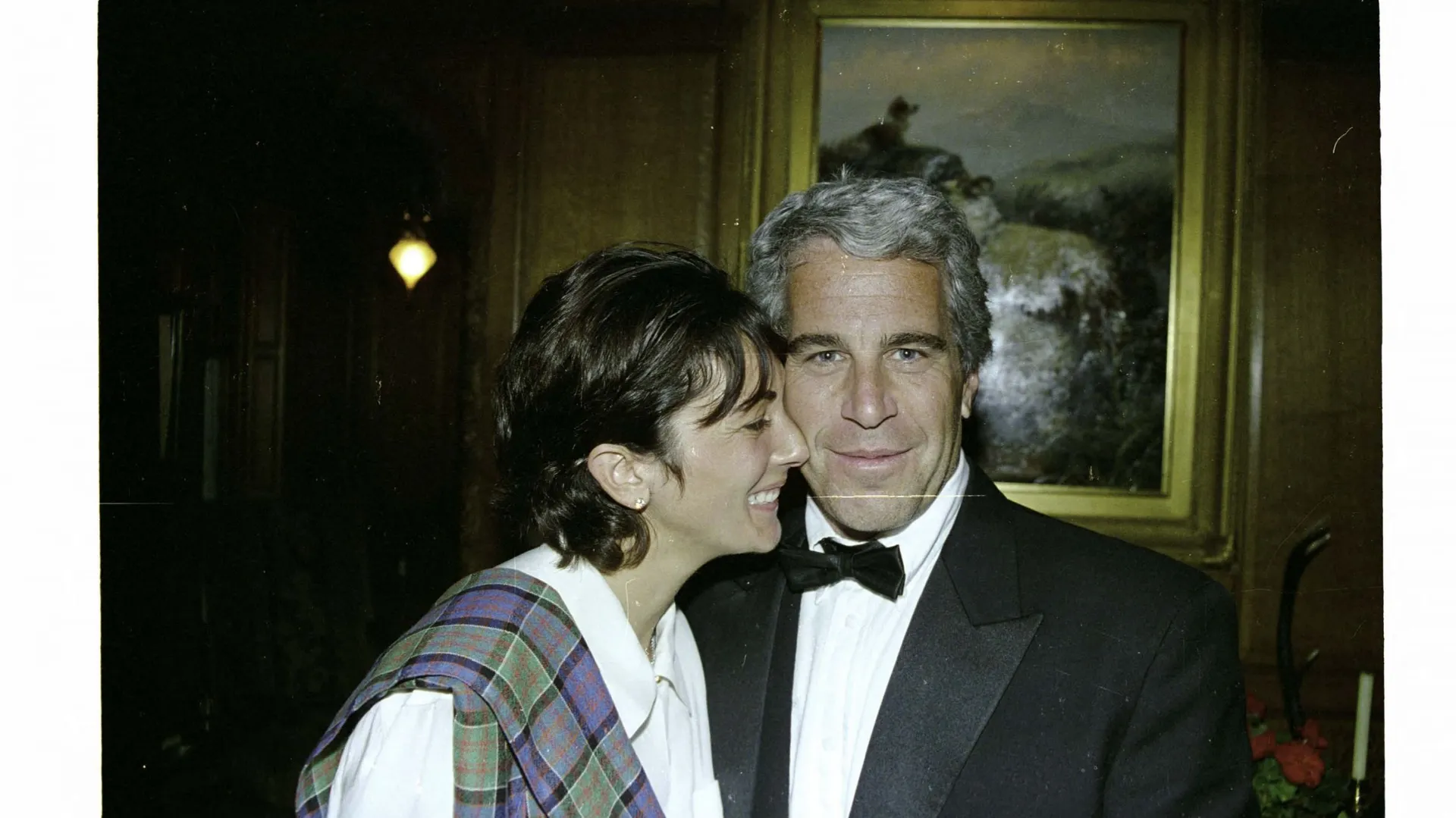 Affaire Epstein : Ghislaine Maxwell fait appel de sa condamnation ...