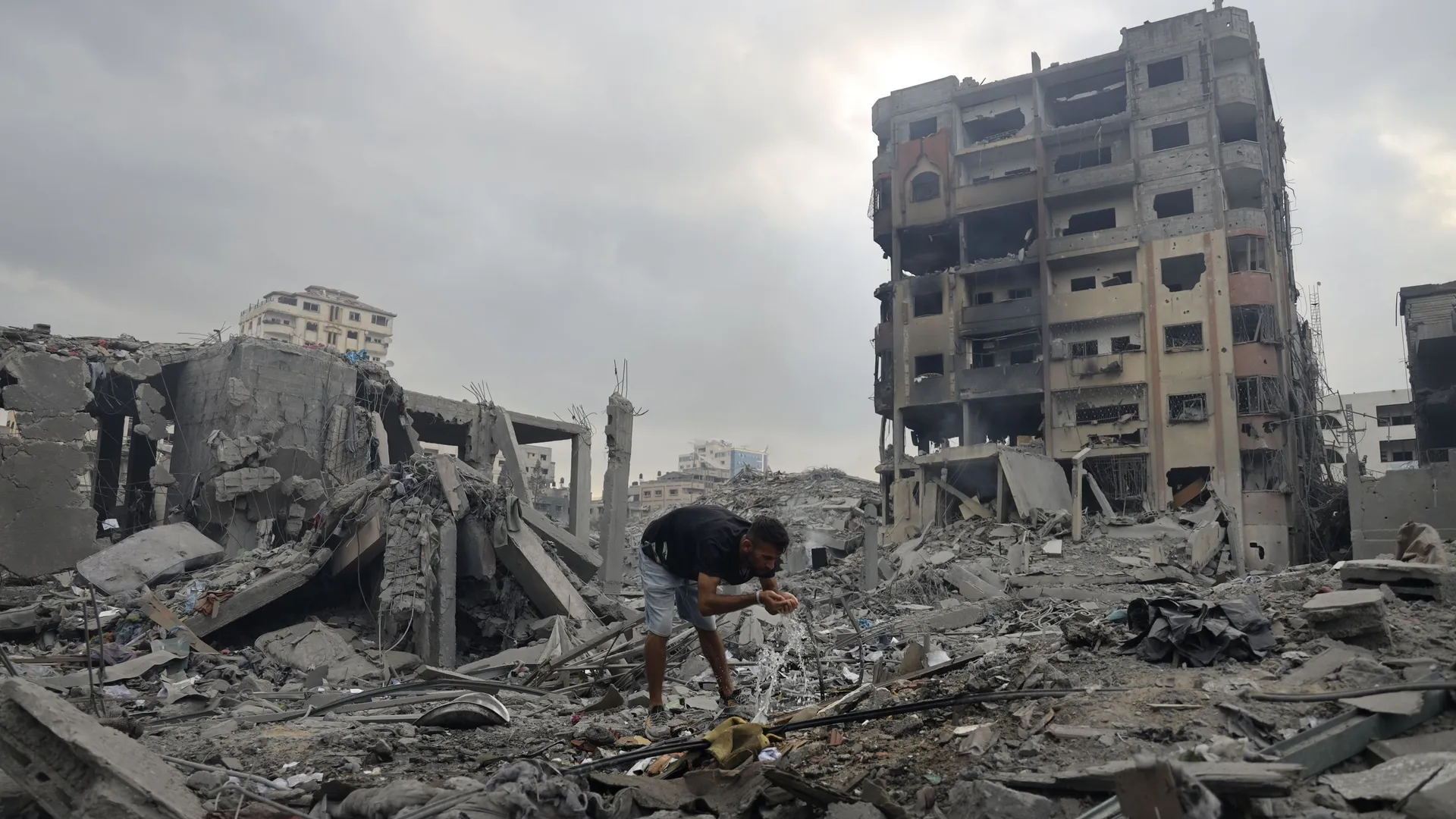 L’eau, arme de domination et crime de guerre d’Israël contre les ...