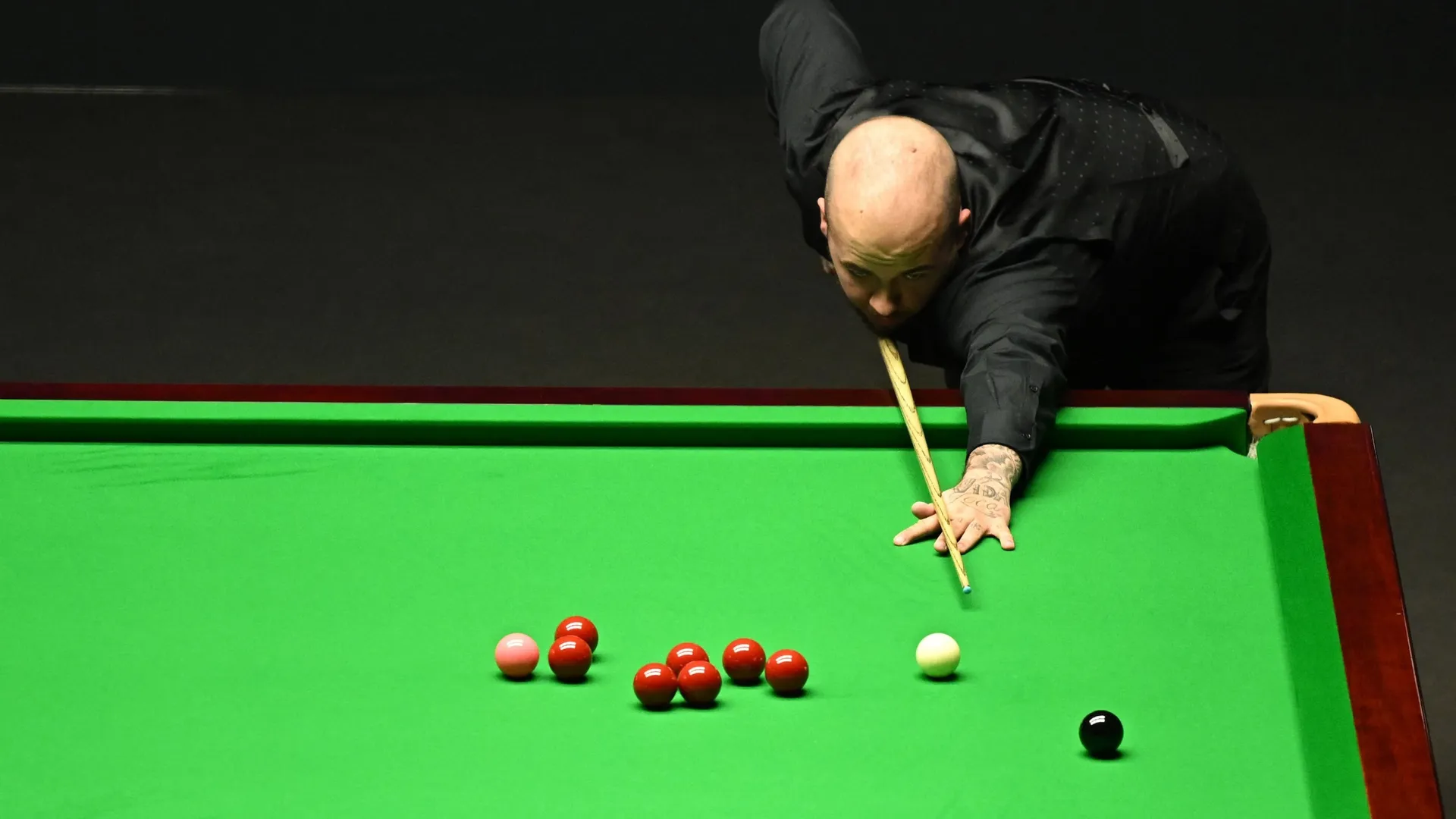 Championnat du monde de snooker : le numéro 1 mondial Judd Trump ...