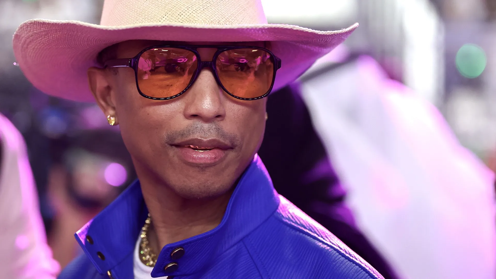 Le biopic en LEGO de Pharrell Williams se dévoile dans un trailer ...
