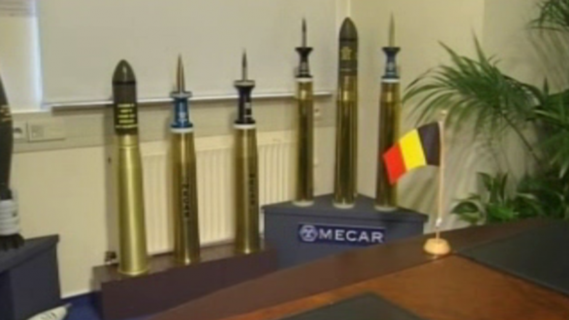Les démineurs en action chez Mecar - RTBF Actus