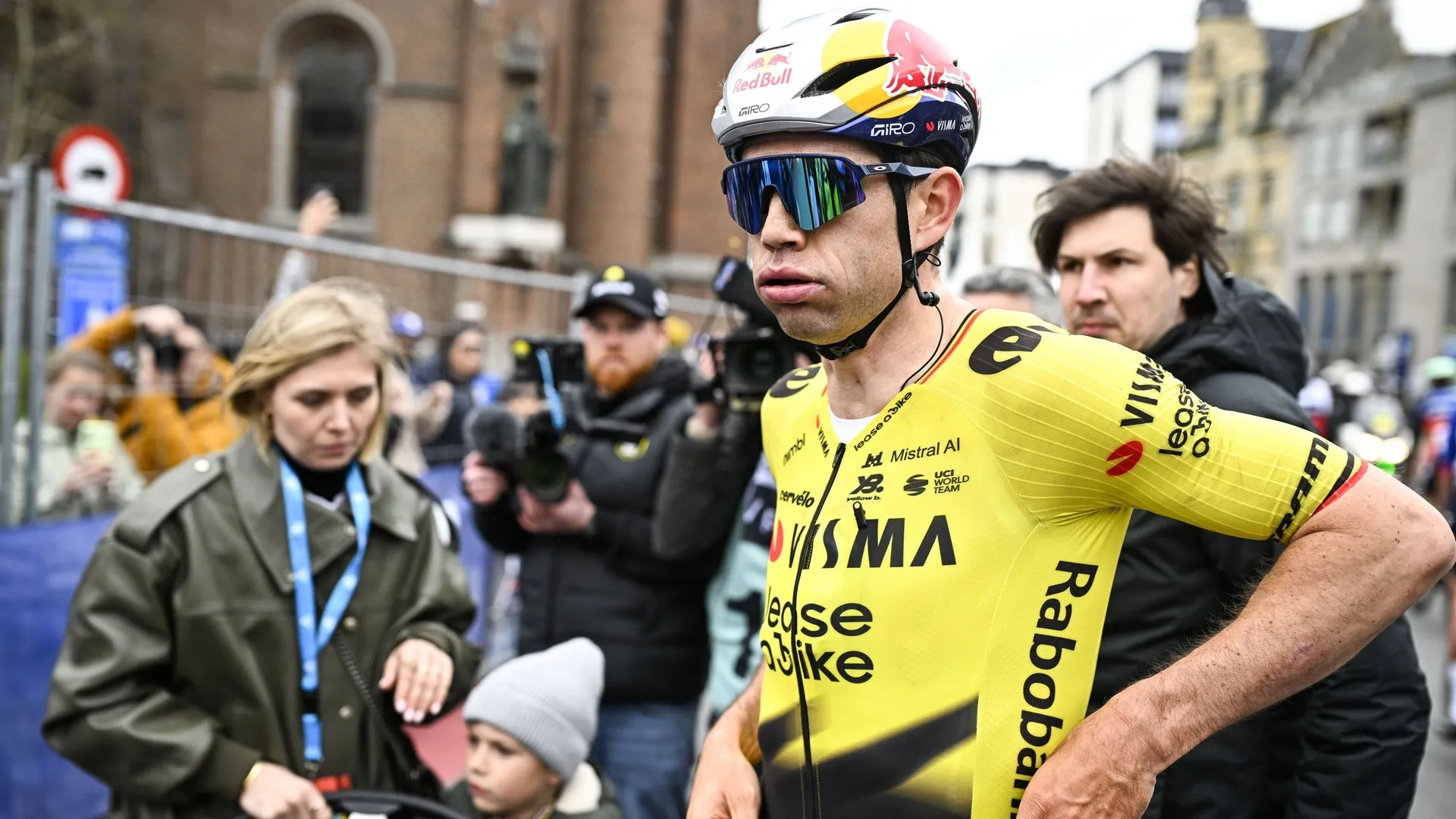 Déception et sérénité pour Wout van Aert après sa 2e place sur À ...