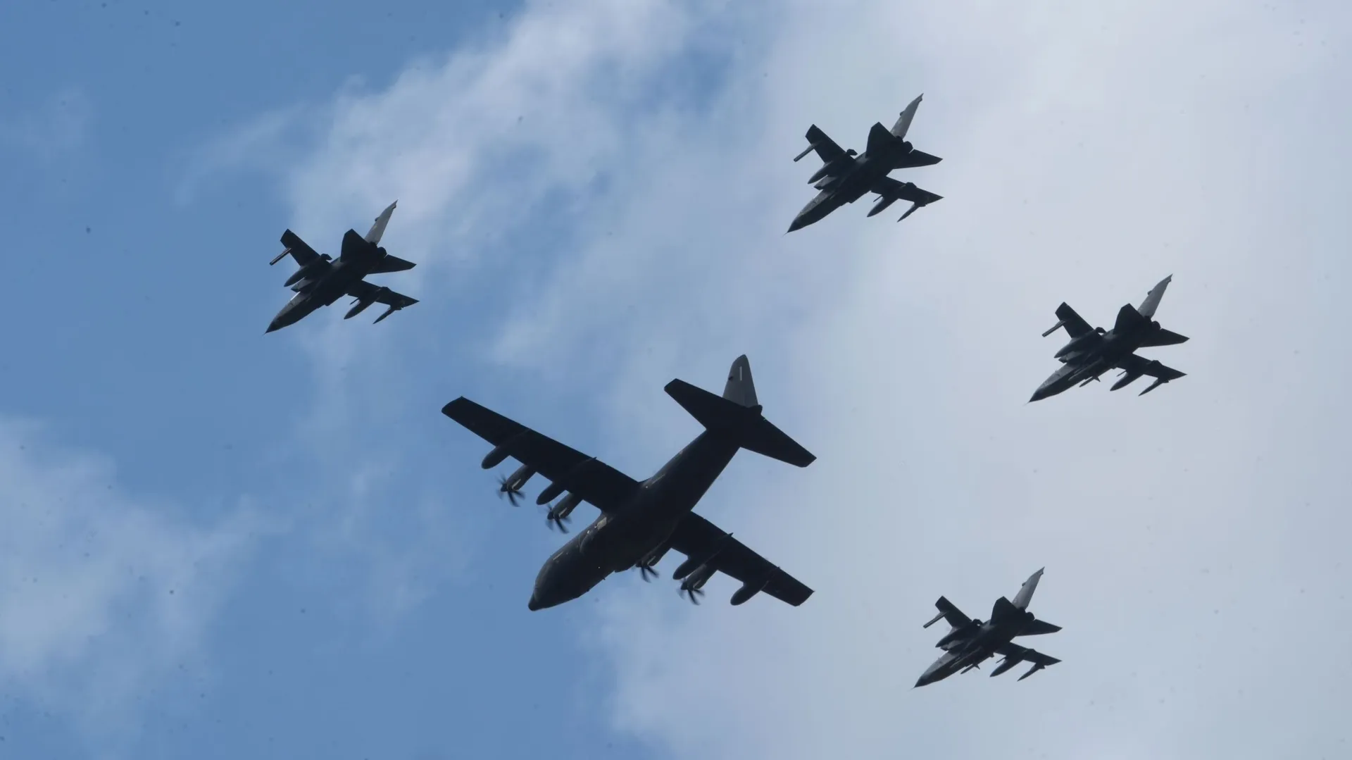 Guerre en Ukraine : la Russie et la Biélorussie lance leur opération ...