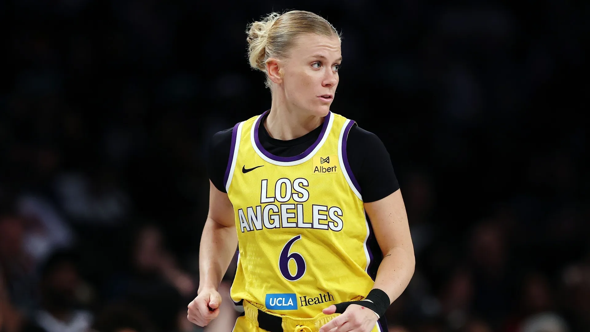 Un contrat aux Los Angeles Sparks et déjà quelques minutes de jeu ...