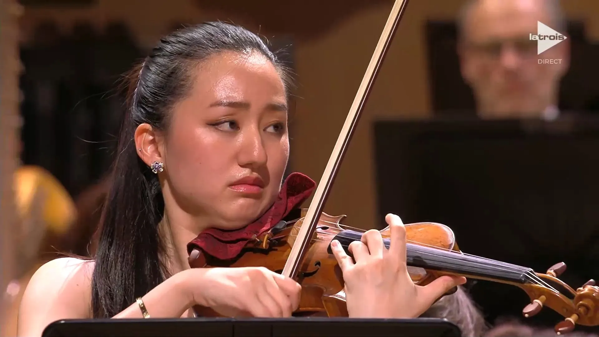 Angela Chan en demi-finale du Concours Reine Elisabeth Violon 2024 ...