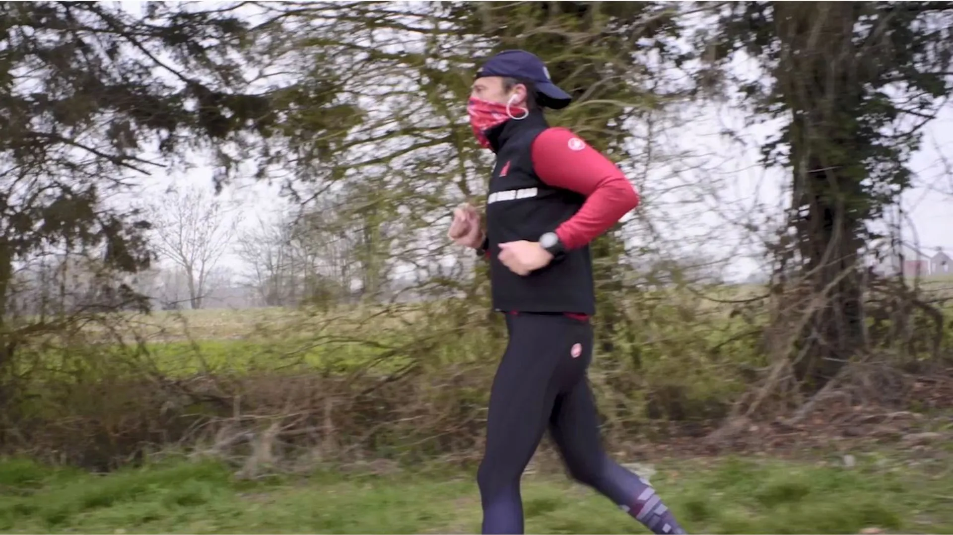 Enduroman : En immersion dans la préparation d'Arnaud De Meester - RTBF Actus