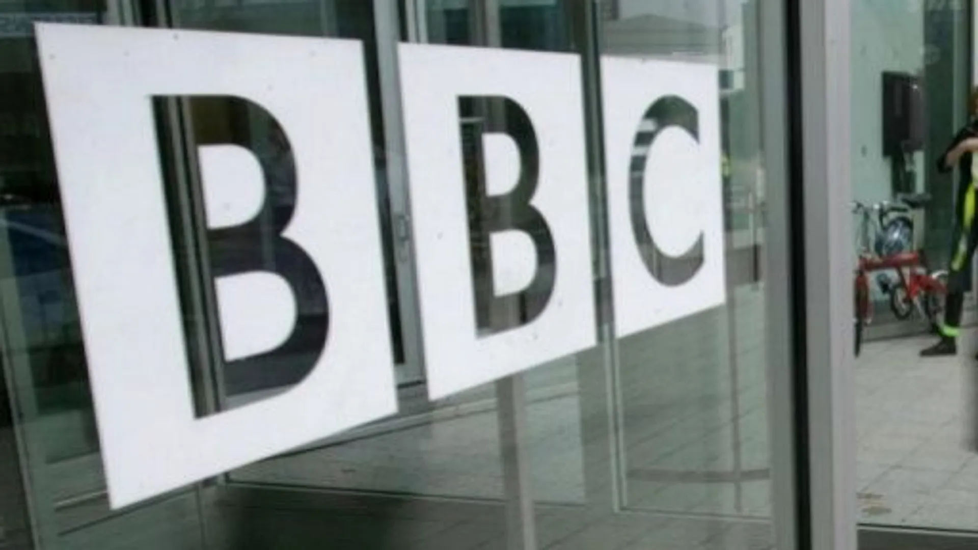 La BBC nomme des experts pour enquêter sur un scandale d'abus sexuels ...