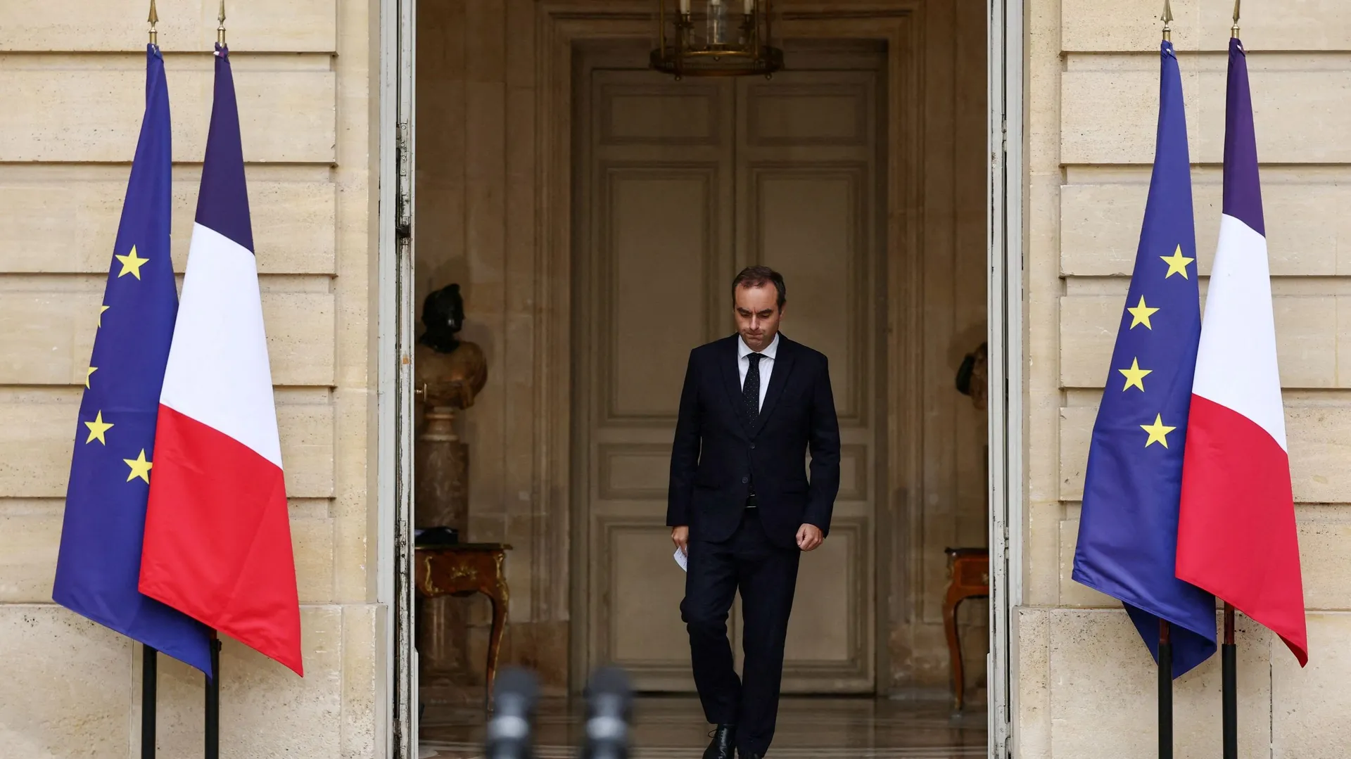 Qui est Sébastien Lecornu, le nouveau Premier ministre français ...